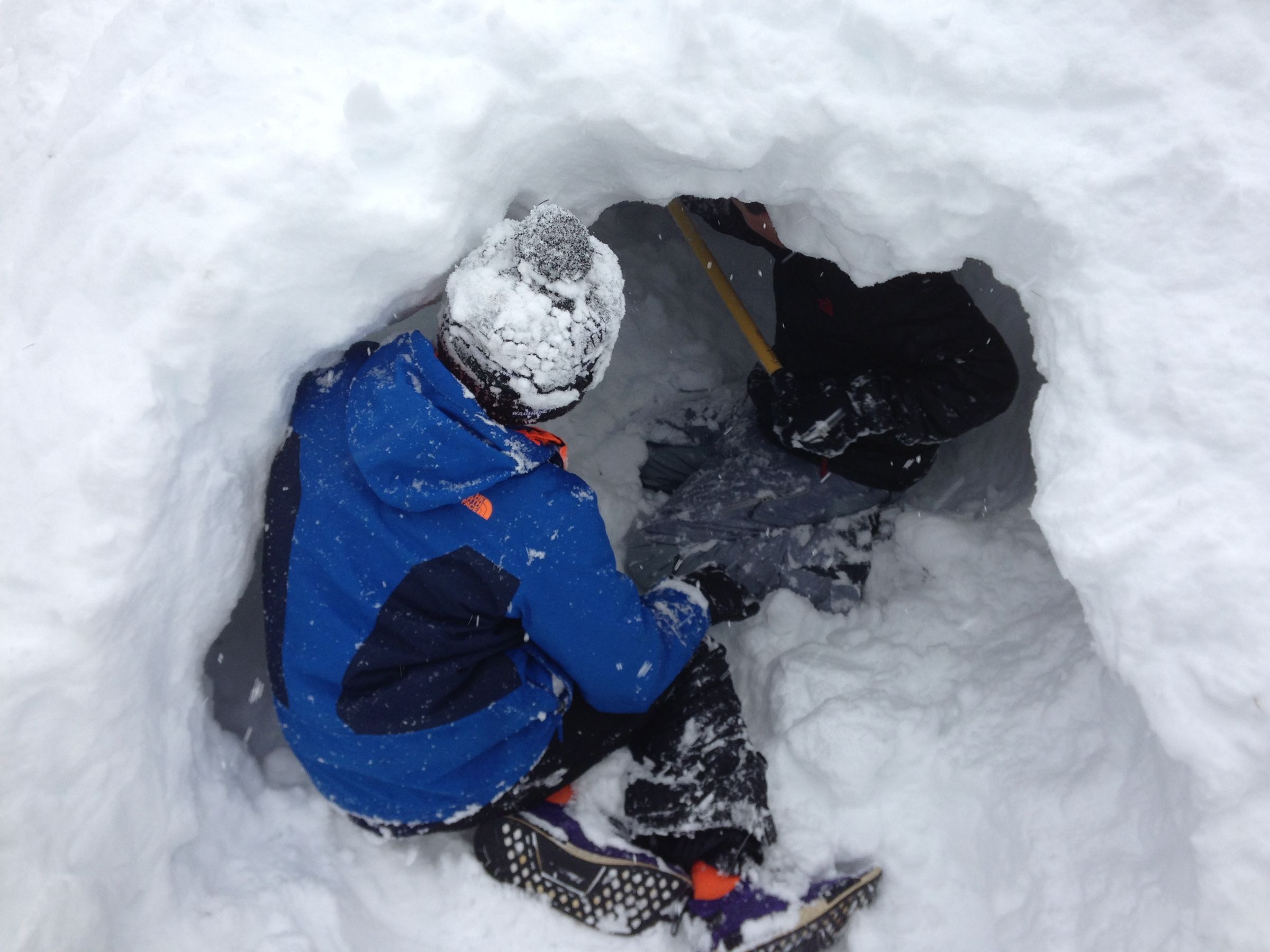 Let's Make a Snow Fort! - Building a Quinzhee : 7 Steps (with Pictures ...
