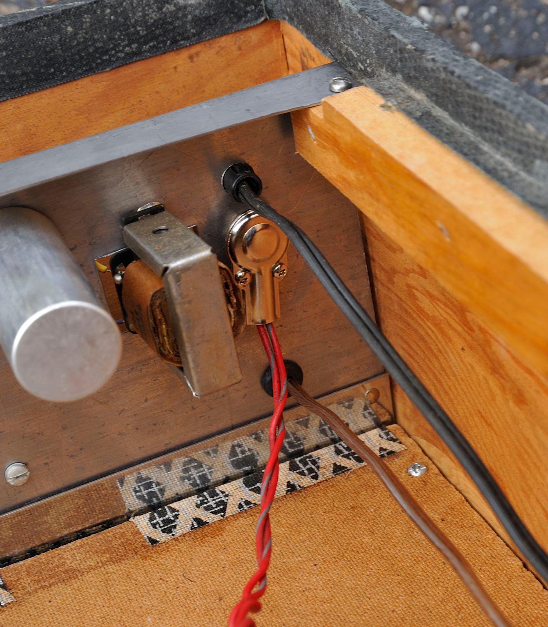 Isolation Transformer Upgrade for Old Guitar Amps : 11 Steps (with ...