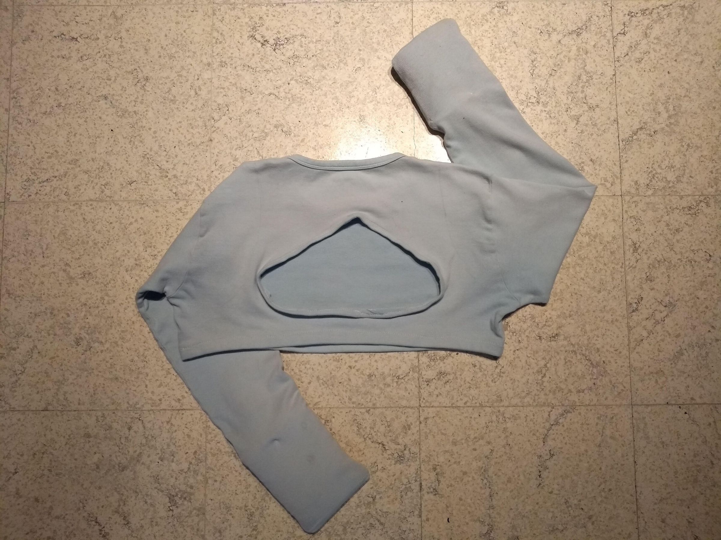 D4E1 Adult Scratch Sleeves : 3 Steps - Instructables