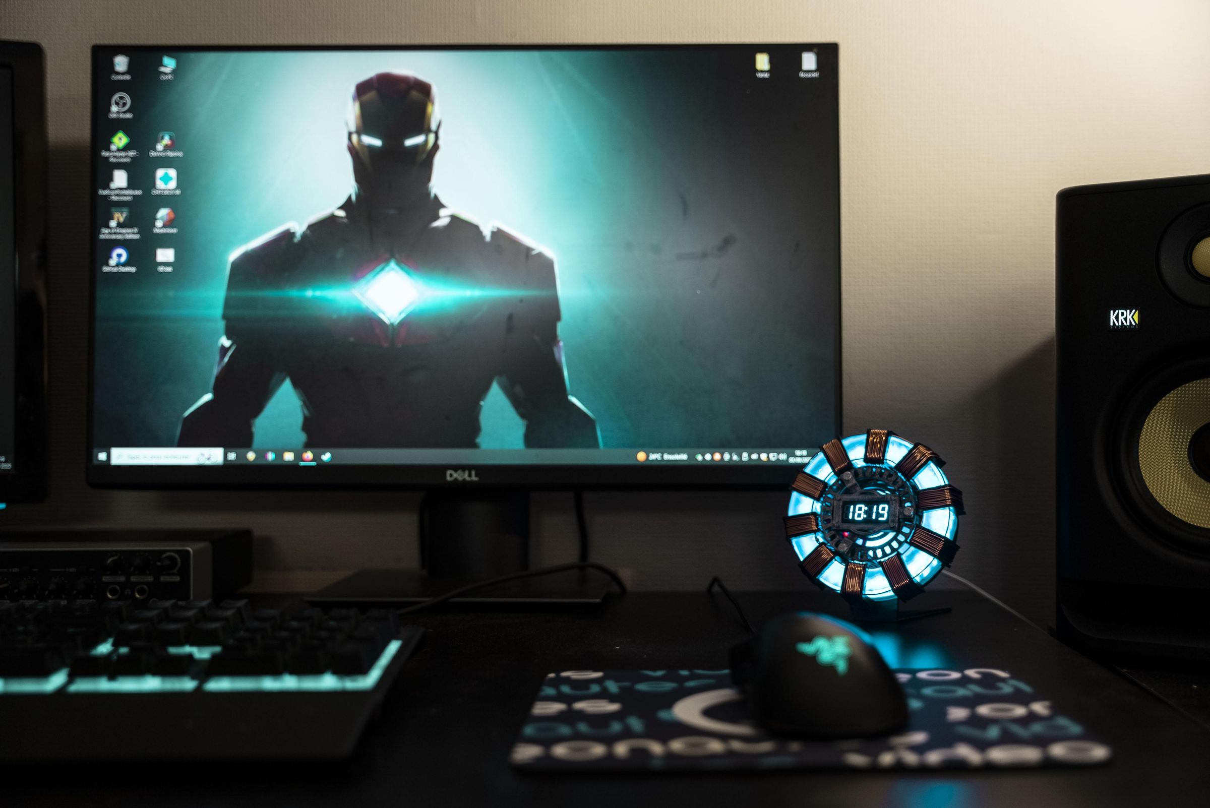 Iron Man Arc Reactor Clock : 16 Steps (with Pictures) - Instructables
