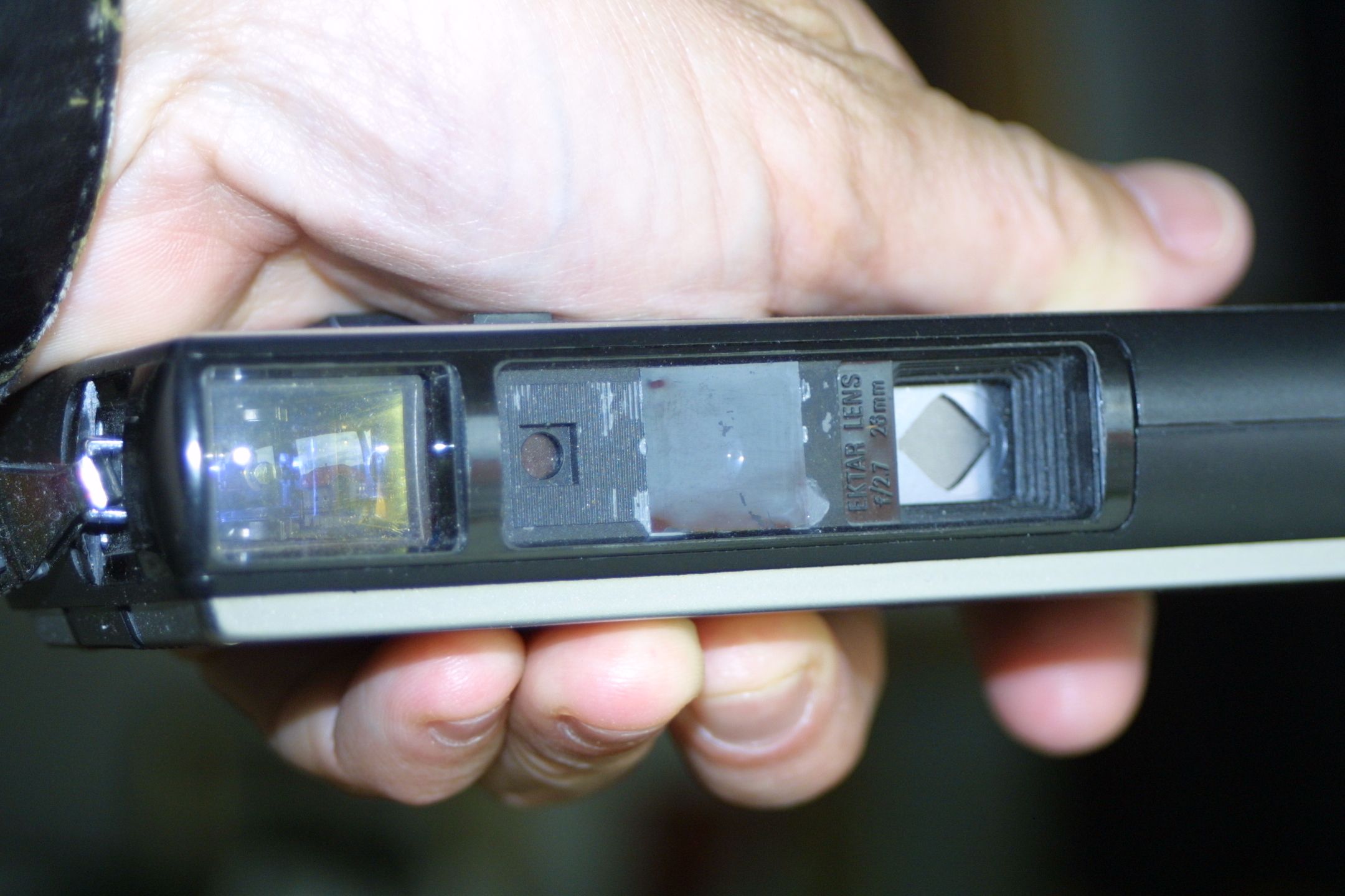 Disassemble and Reload a 110 Film Cartridge : 8 Steps (with Pictures ...