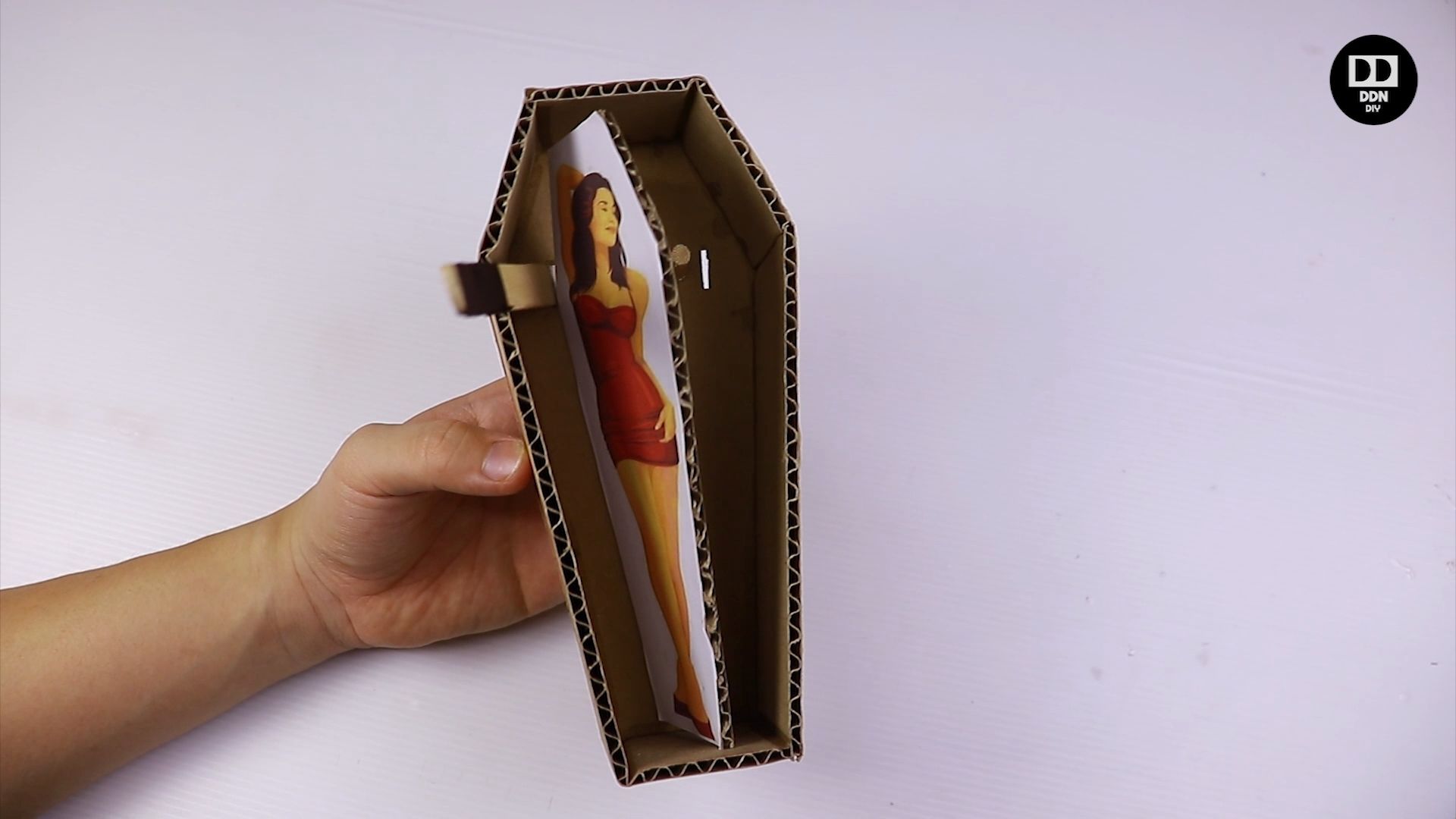 Make MAGIC Box and Girl From Cardboard : 10 Steps (with Pictures ...
