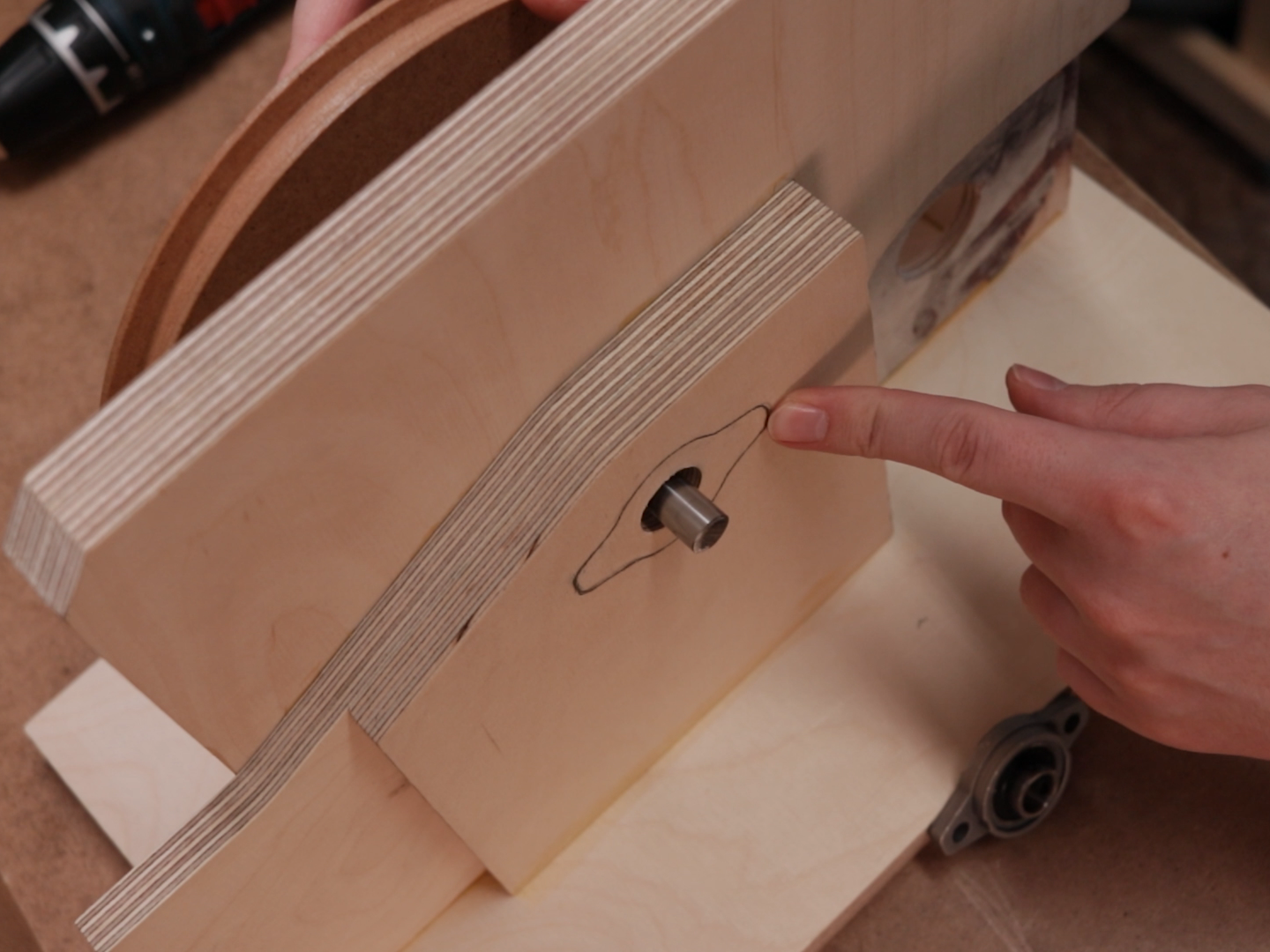 Homemade Bandsaw by DIY Enthusiast : 54 Steps (with Pictures ...