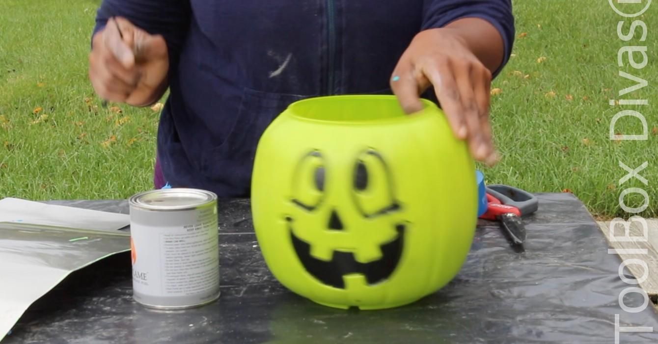 DIY Concrete Halloween Pumpkin Fire Pit : 8 Steps (with Pictures ...