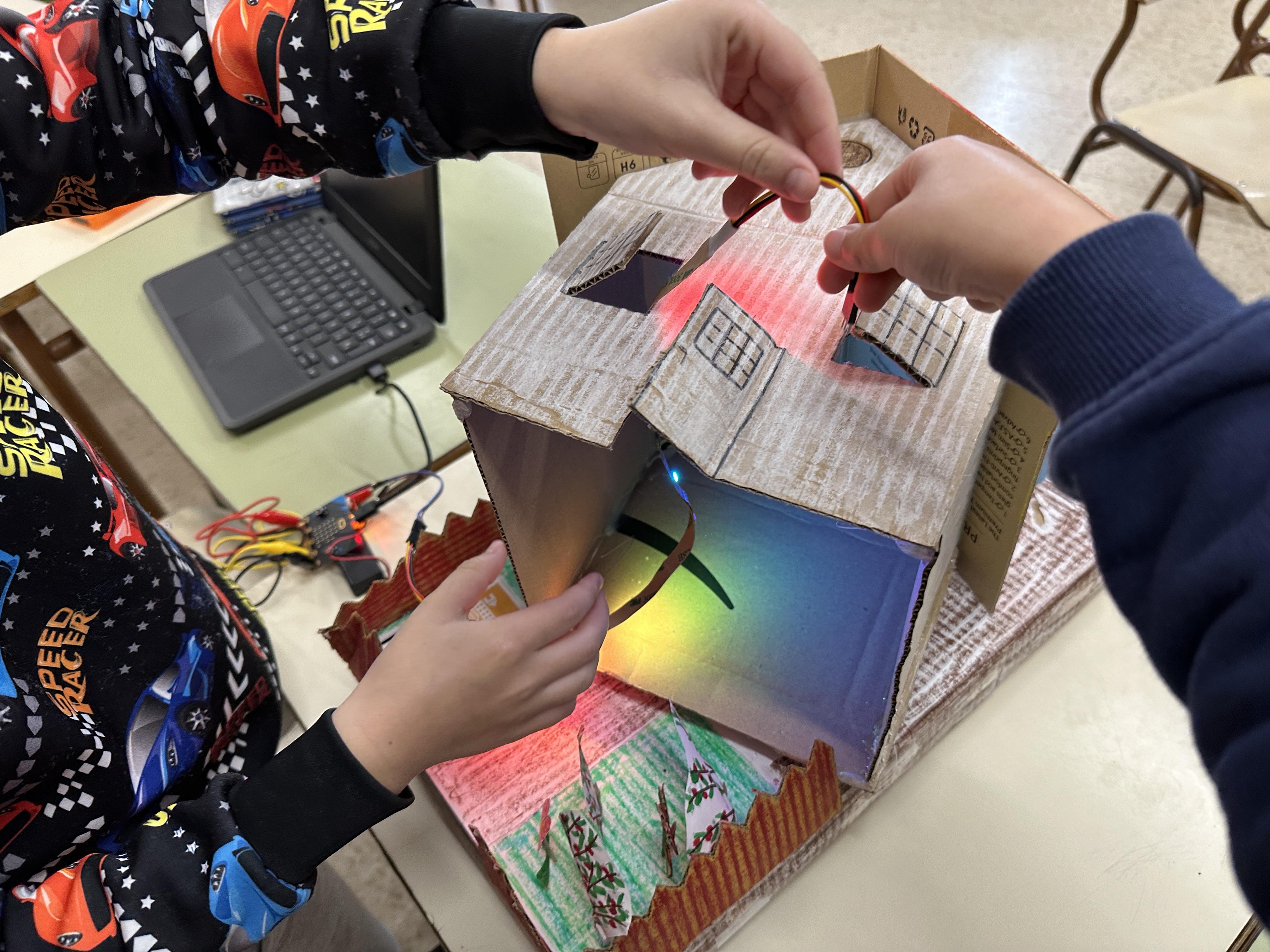 Sustainable Houses With Tinkercad and Micro:bit : 7 Steps (with ...