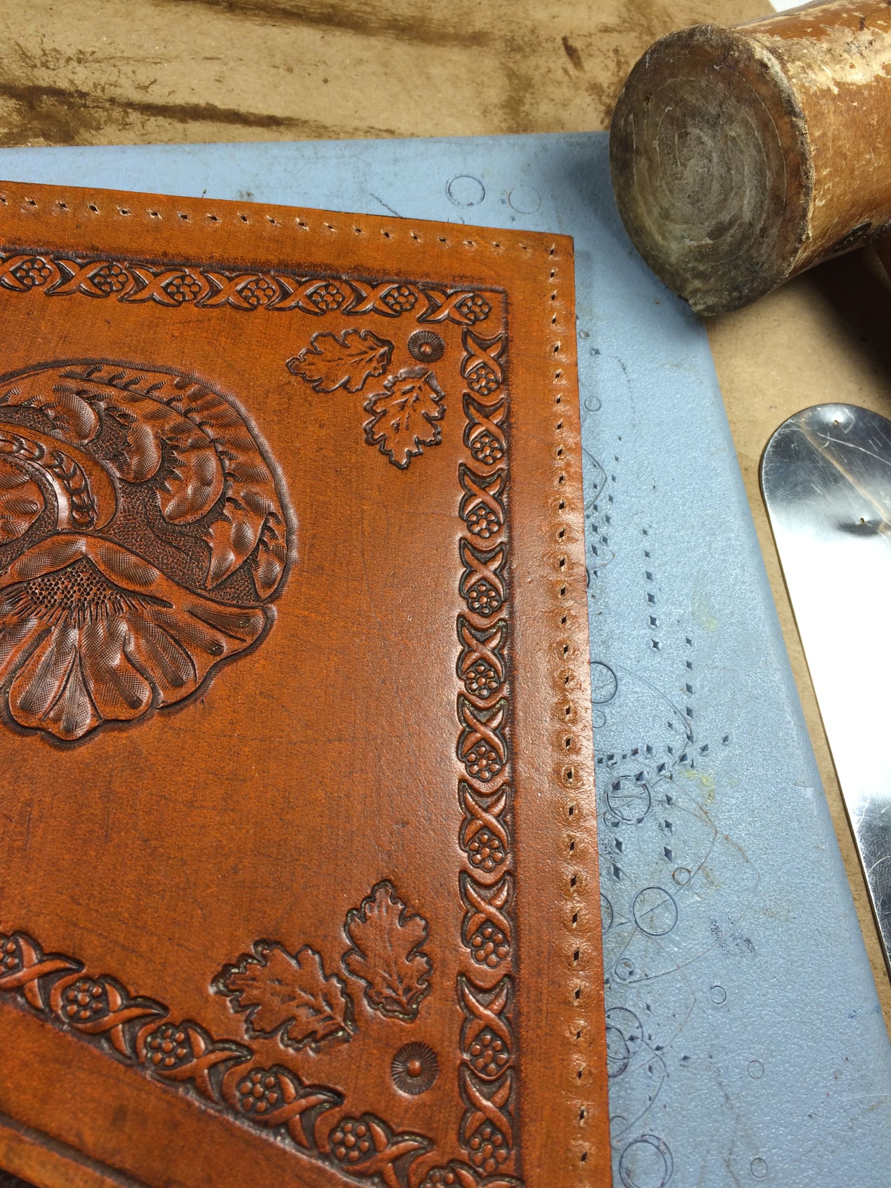 Leather Legal Pad Folder : 18 Steps (with Pictures) - Instructables