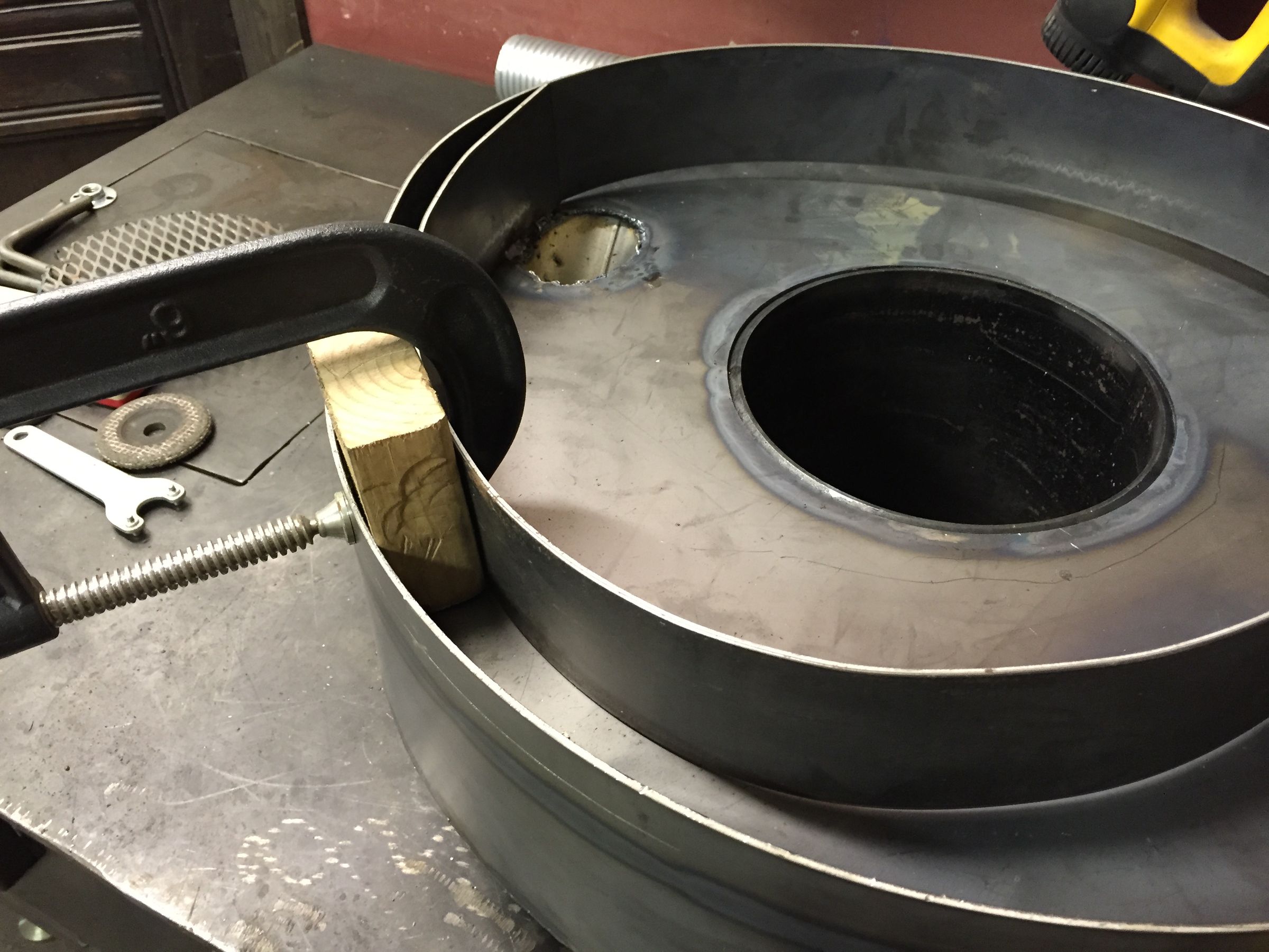 Barrel Incinerator : 20 Steps (with Pictures) - Instructables