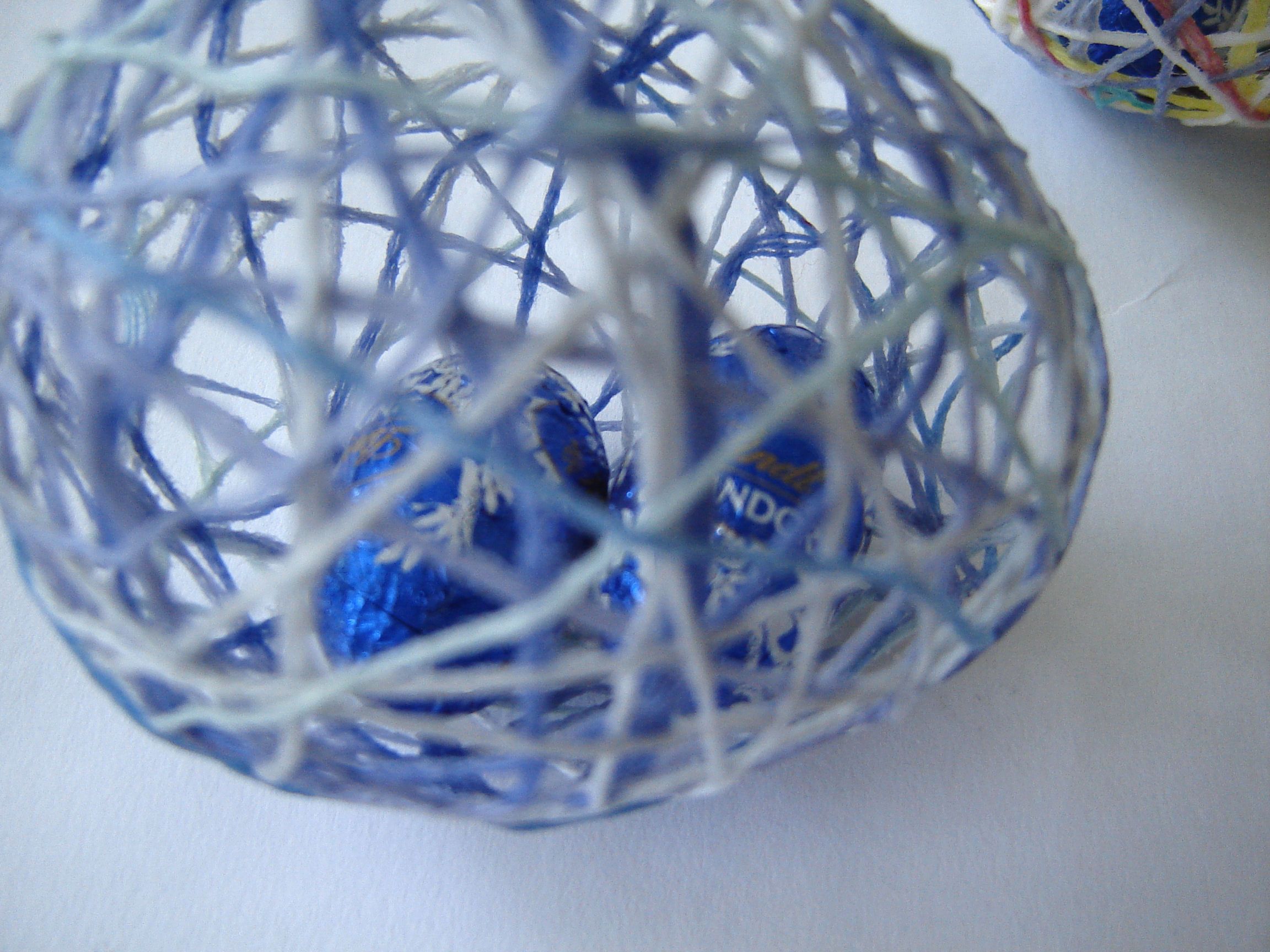 String Easter Eggs : 8 Steps (with Pictures) - Instructables