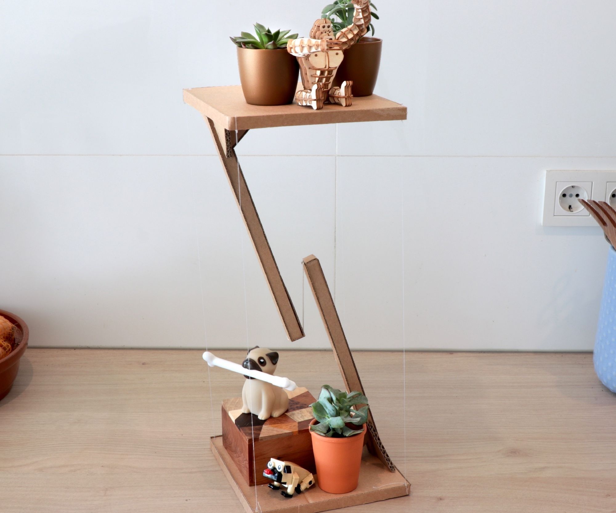 Levitating Side Table Made From Old Cardboard Boxes : 7 Steps (with ...
