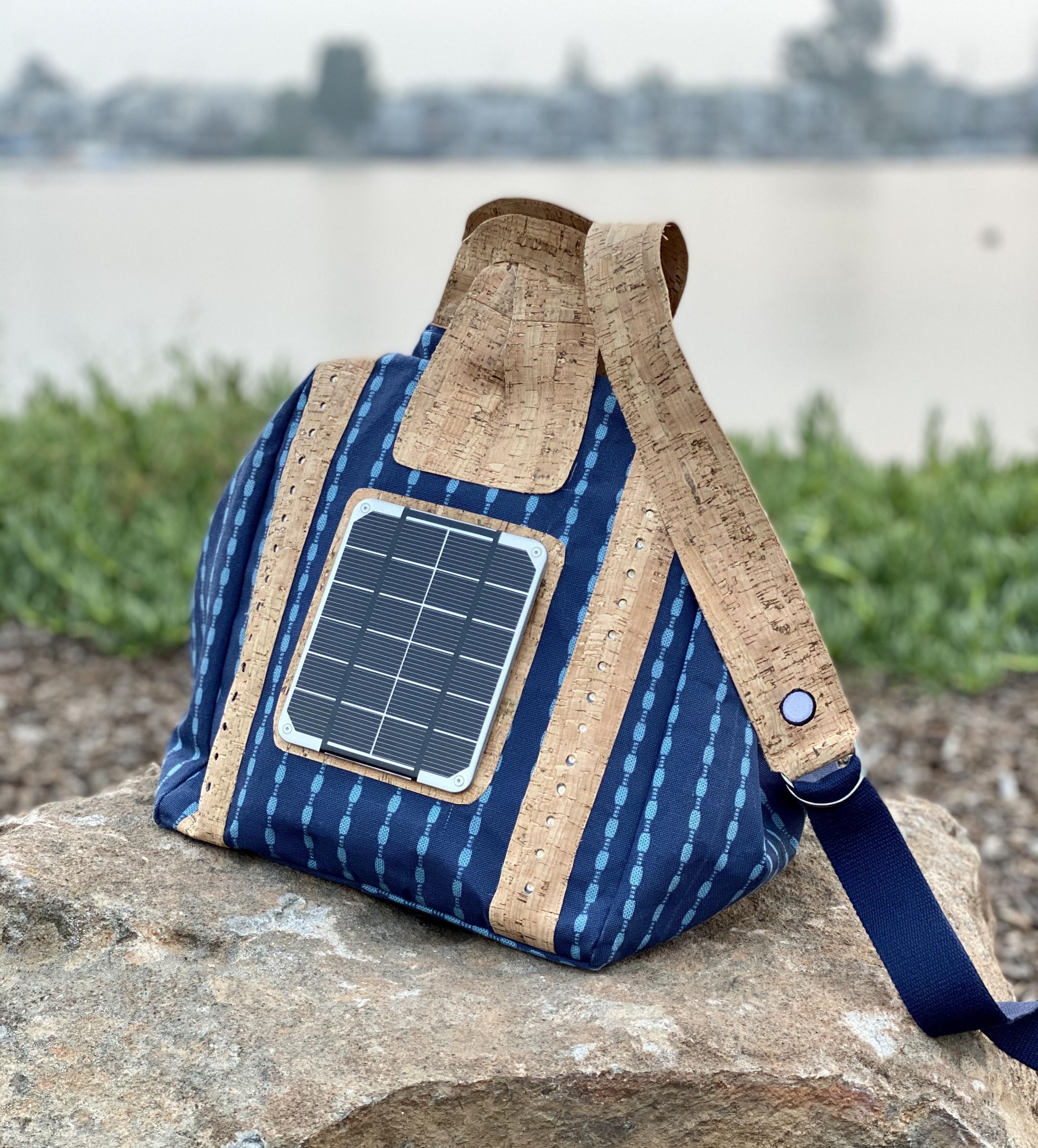 Convertible Solar Safety Bag With E-textile Loomia Tech : 11 Steps ...