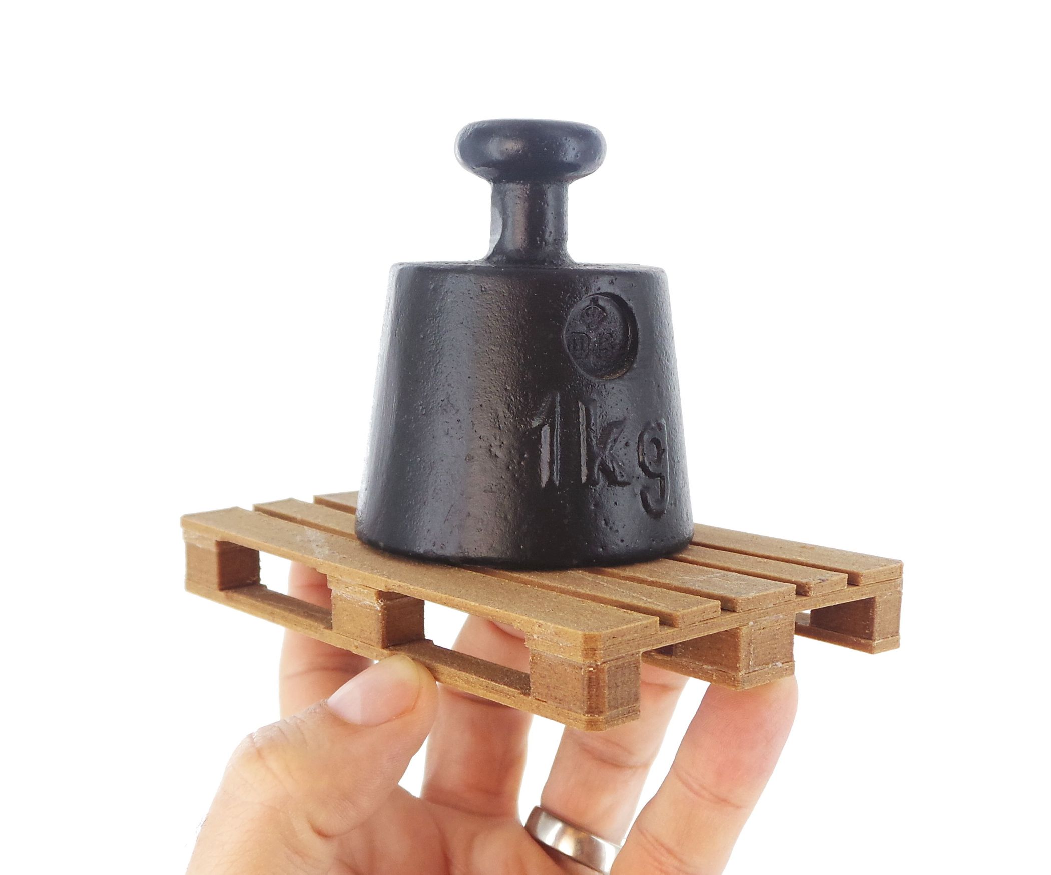 3D-printed Scale Model of EUR Pallet (made of Wood-based Filament) : 6 ...