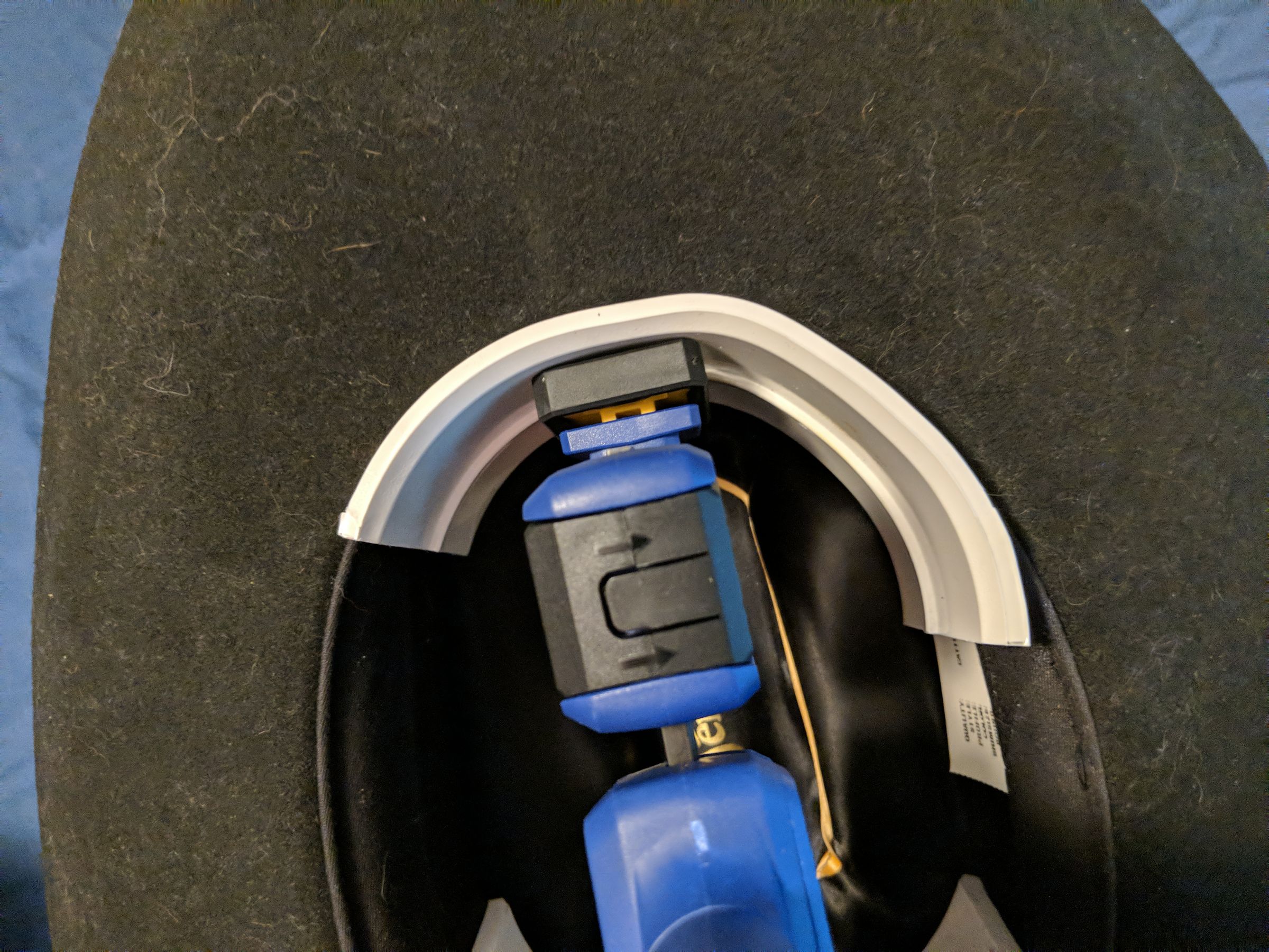 Quick and Easy Hat Stretcher : 4 Steps (with Pictures) - Instructables
