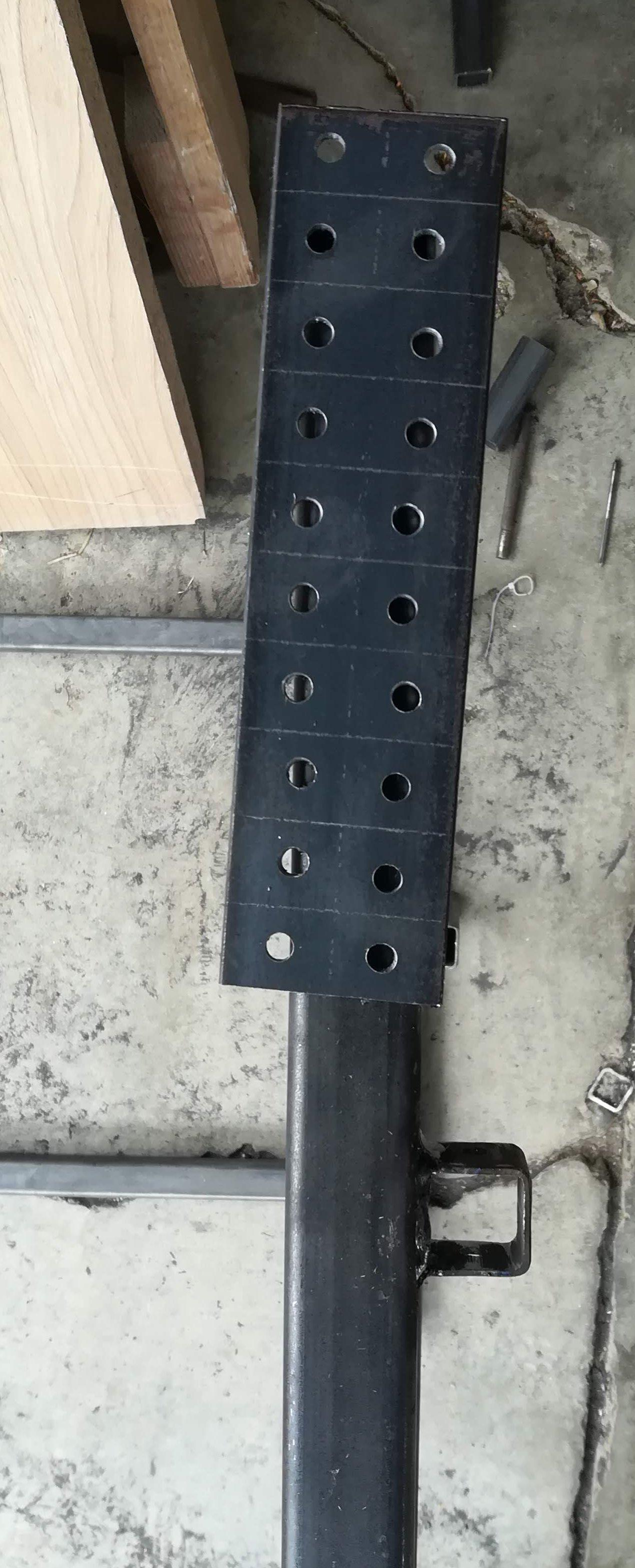 DIY Height Adjustable Standing Desks : 4 Steps (with Pictures ...