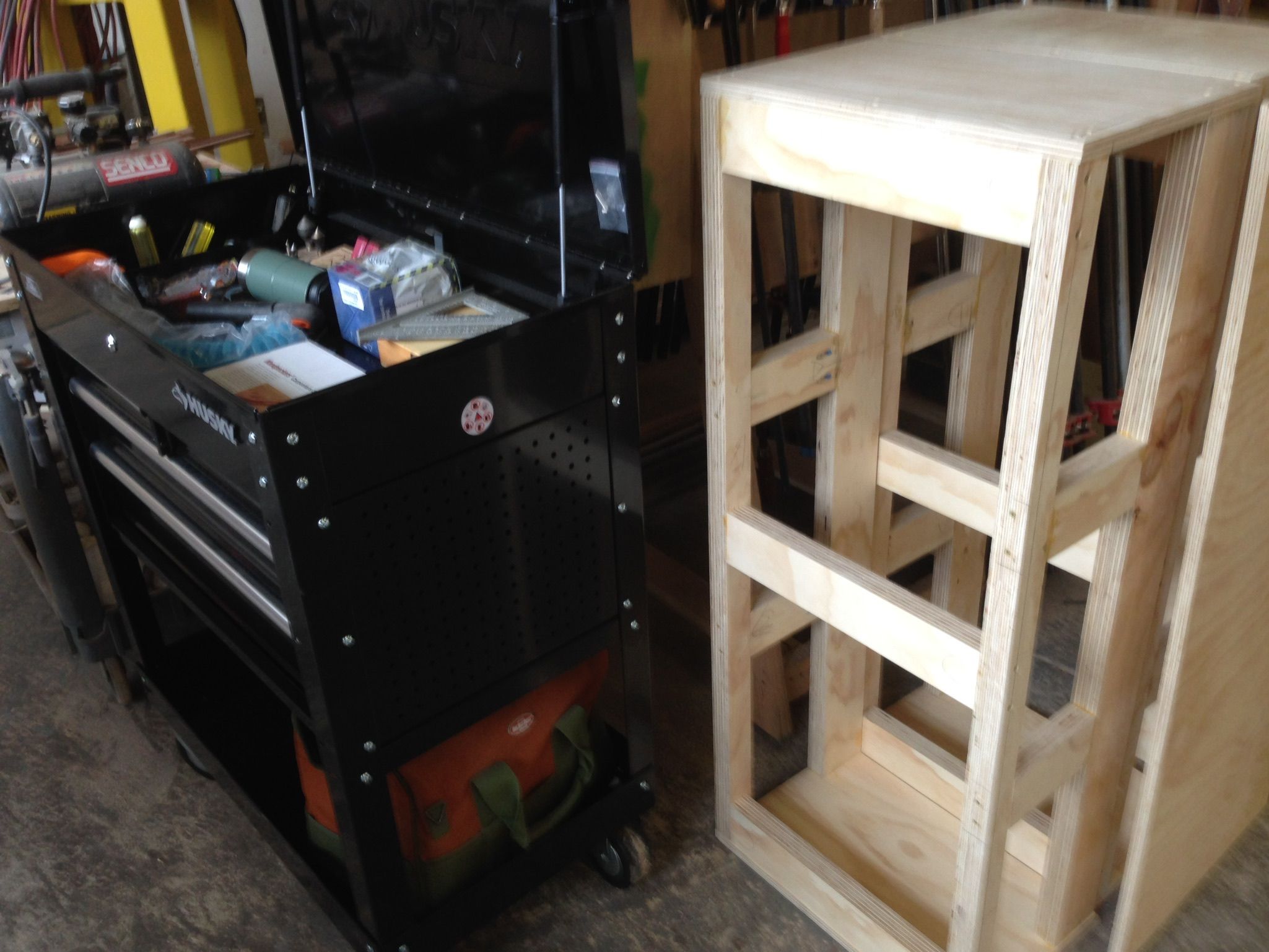 Cafeteria Banquette Seating (booth Seats) : 9 Steps (with Pictures ...