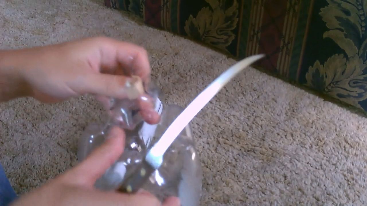 How to Make a Waterwheel - Simple Micro-Hydro (using a Bottle, Metal ...