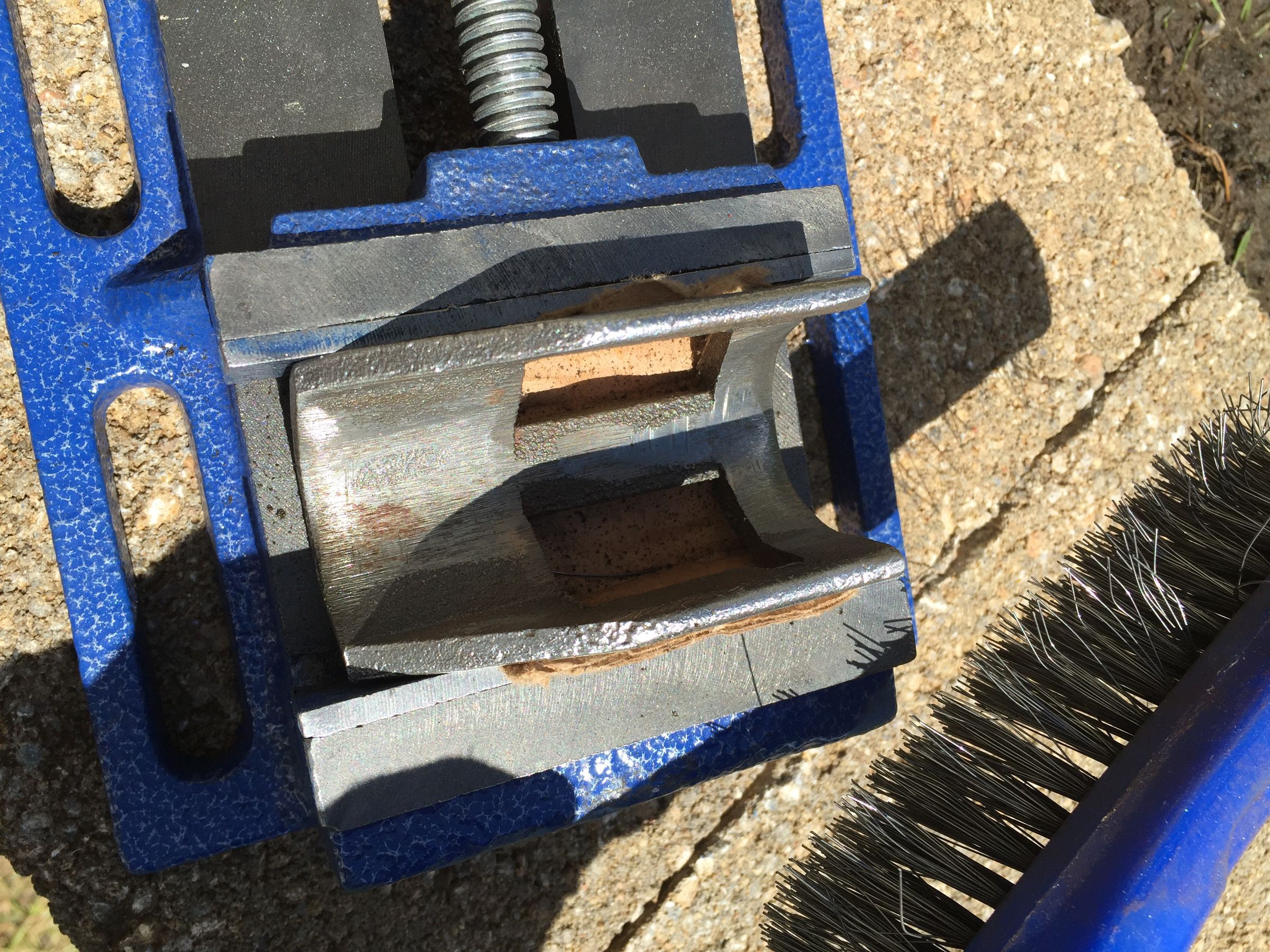 Columbian 7-RD Wood Vise Restoration : 6 Steps (with Pictures ...