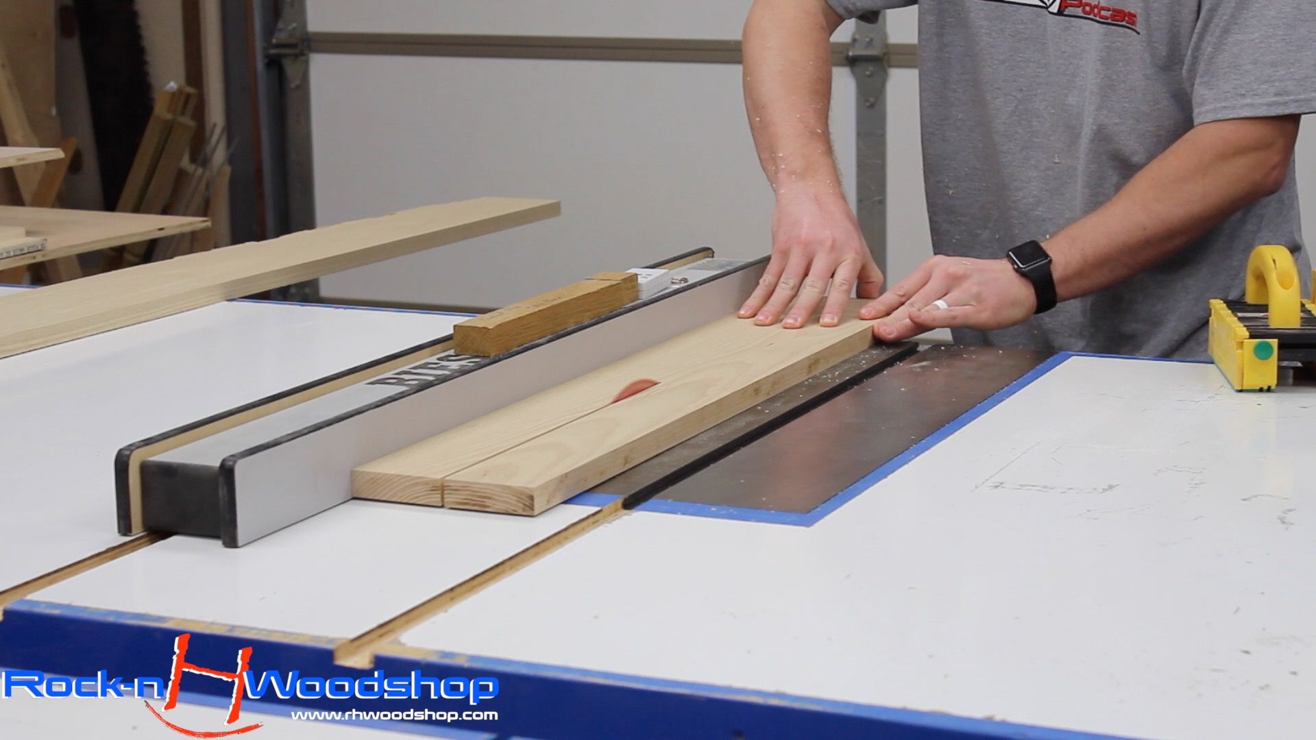 Ultimate Crosscut Sled With Dust Collection : 26 Steps (with Pictures ...