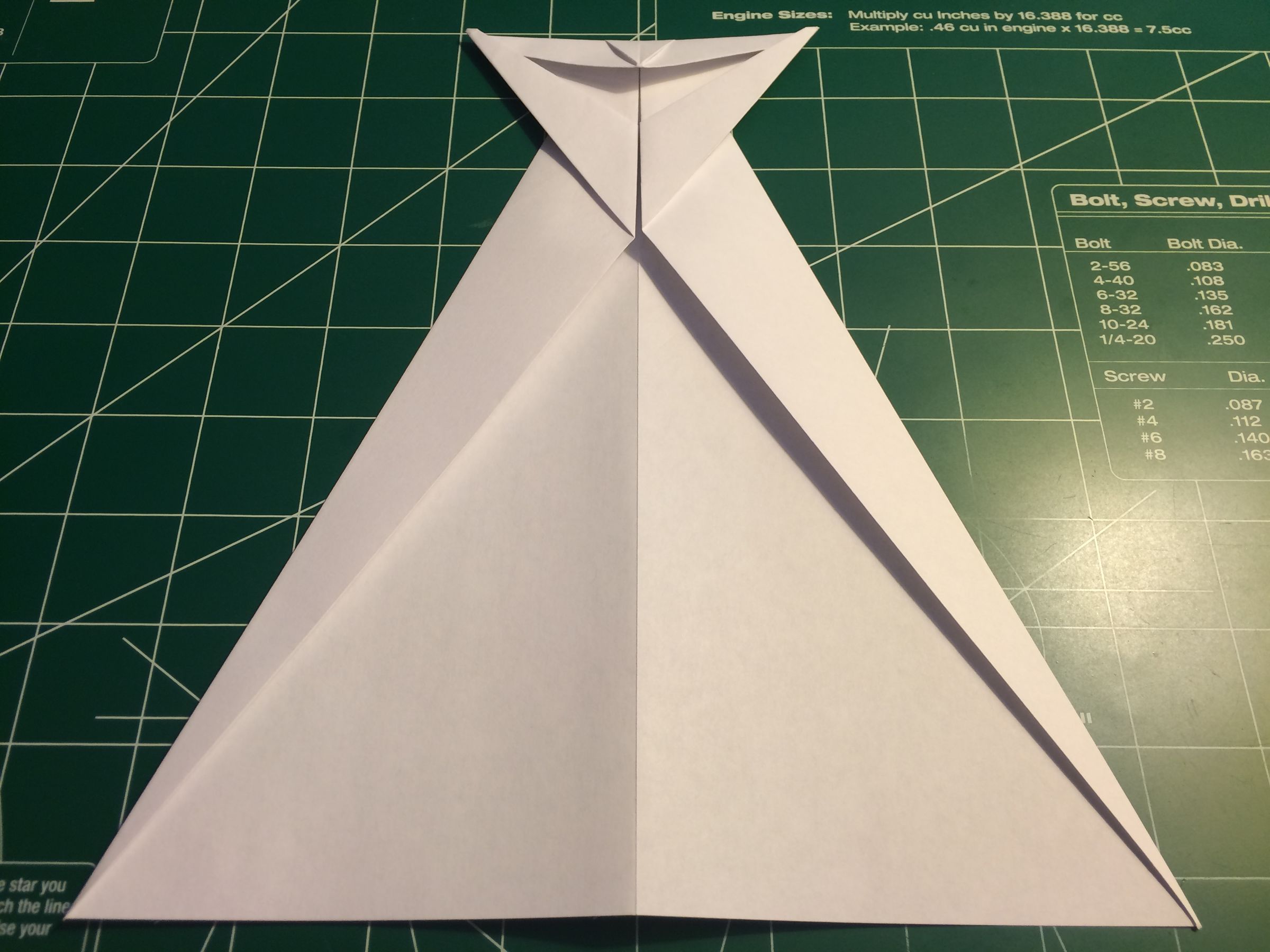 How to Make the Widow Paper Airplane : 8 Steps - Instructables
