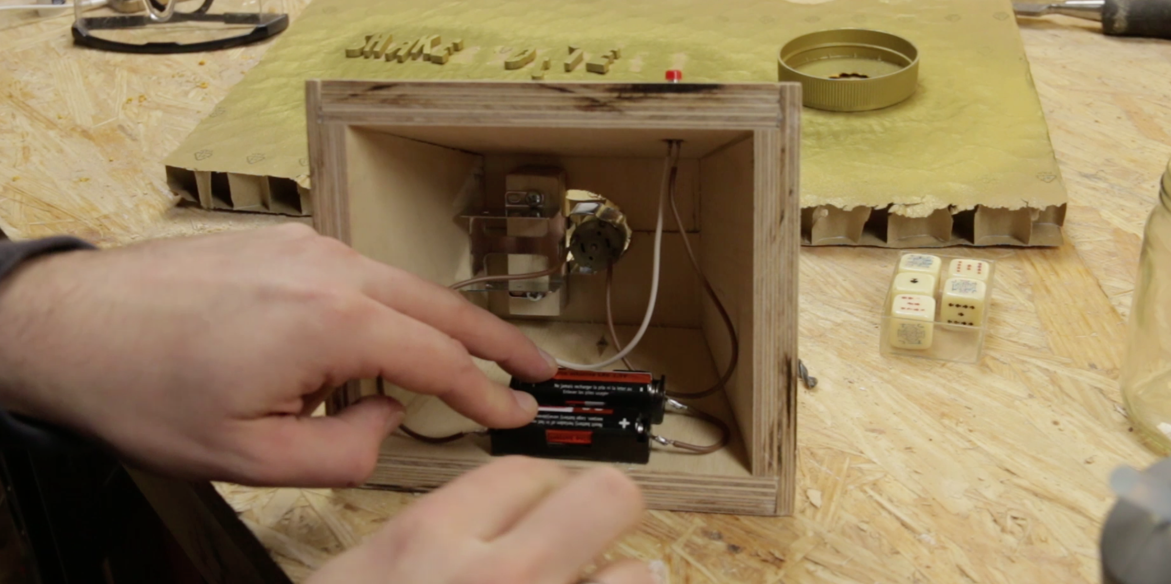 Automatic Dice Shaker : 7 Steps (with Pictures) - Instructables