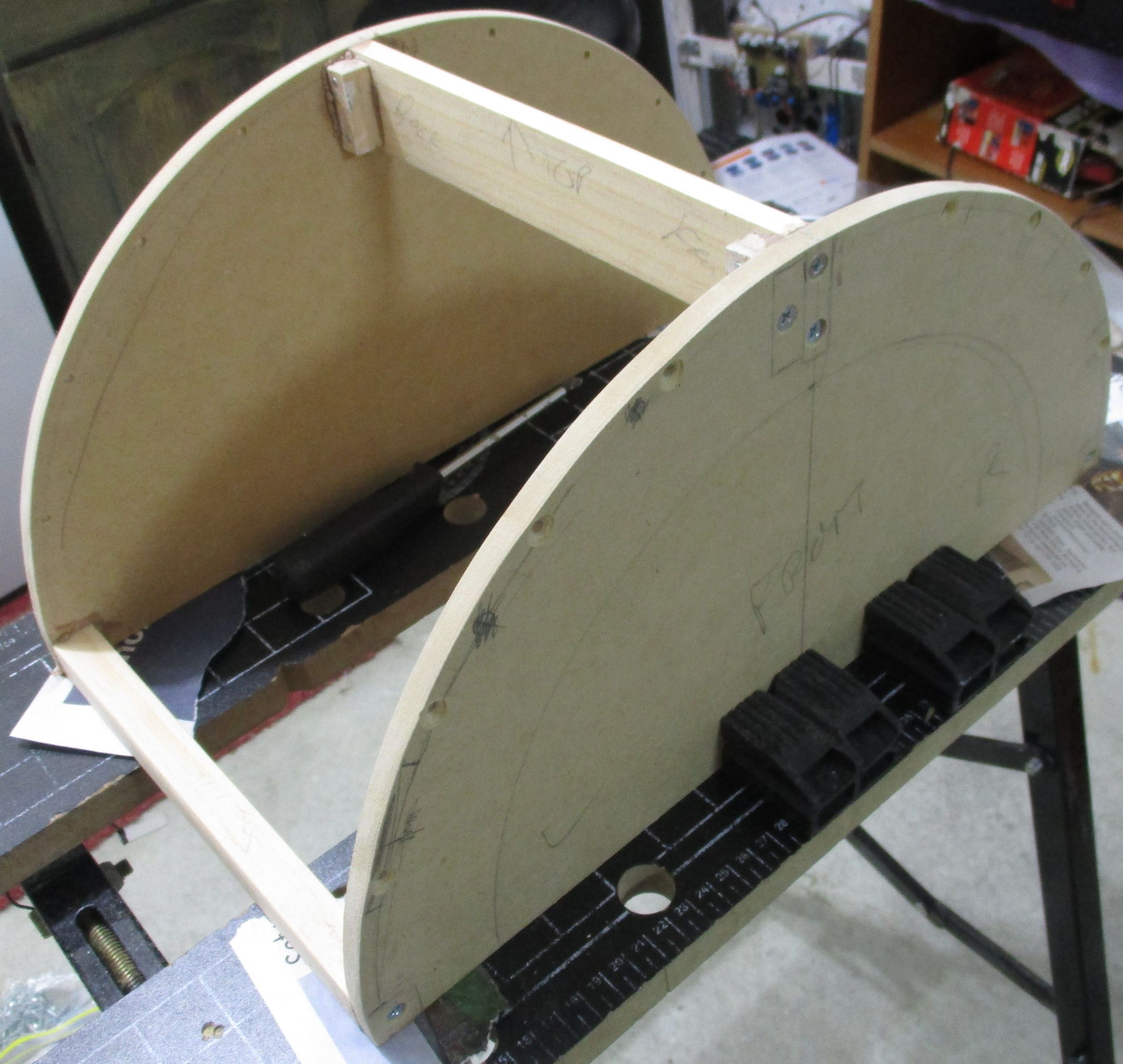 'Time Machine' Mini Jukebox : 8 Steps (with Pictures) - Instructables