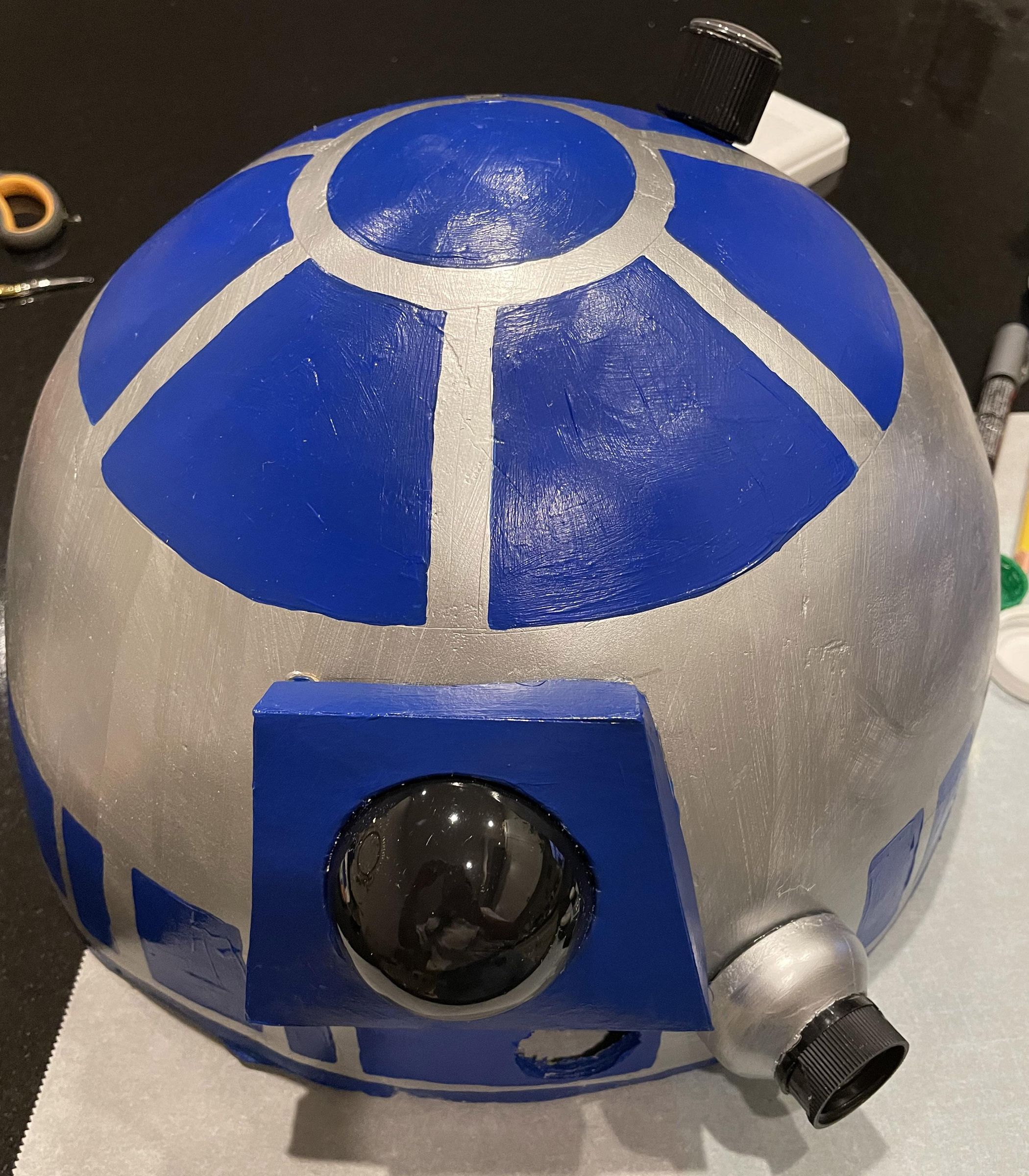 Star Wars R2-D2 Costume for Child : 6 Steps (with Pictures) - Instructables
