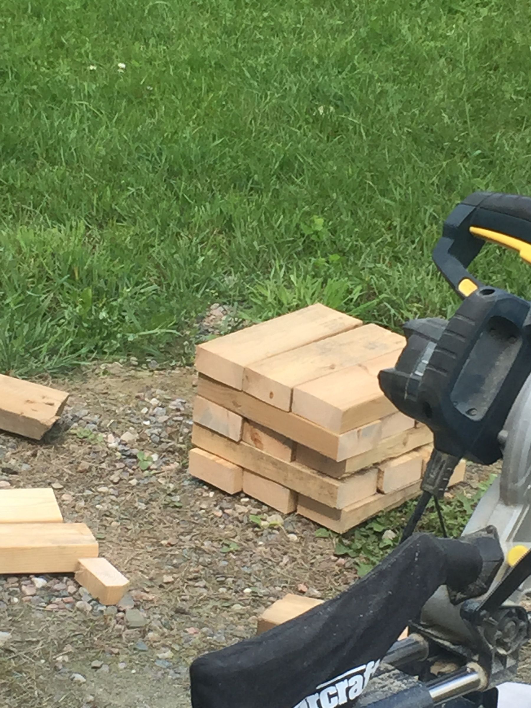 Cottage Jumbo Jenga : 3 Steps (with Pictures) - Instructables