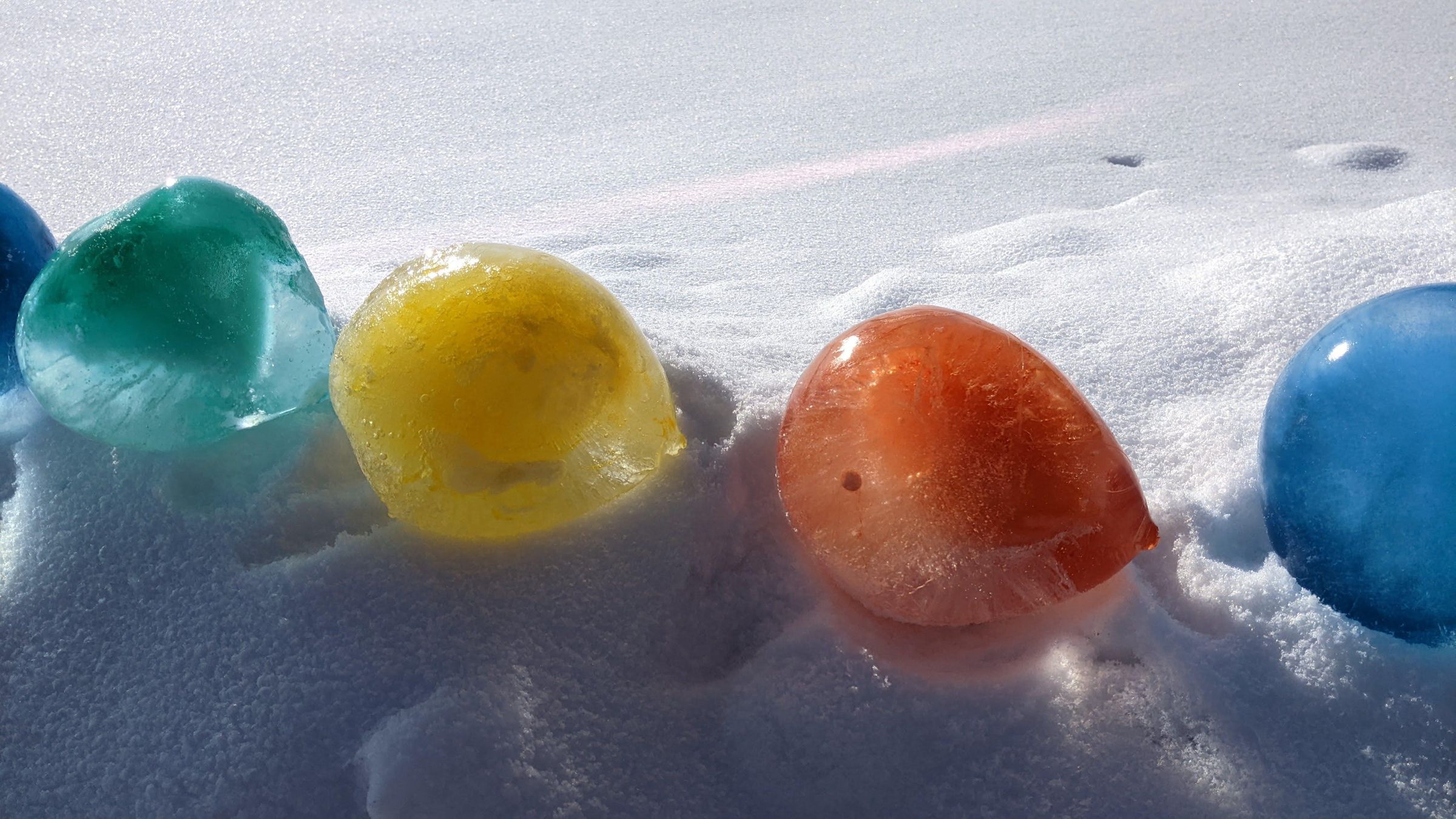 Colorful Frozen Ice Balls : 3 Steps - Instructables