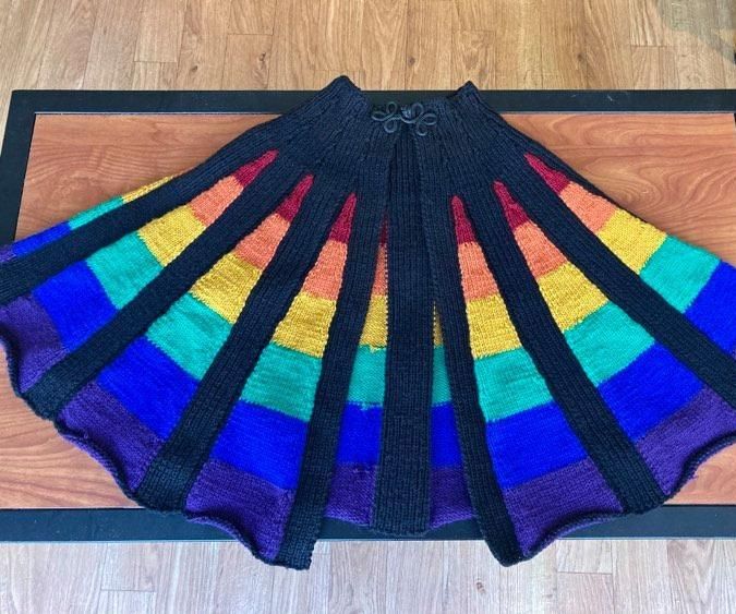 Knit Rainbow Panel Cape : 7 Steps (with Pictures) - Instructables