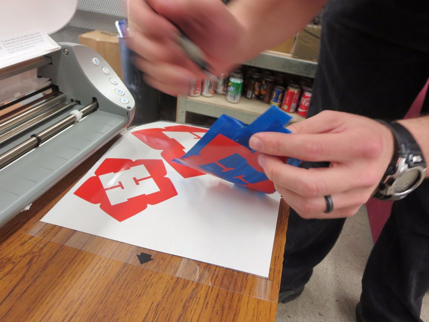 Creating Vinyl Stickers : 9 Steps (with Pictures) - Instructables
