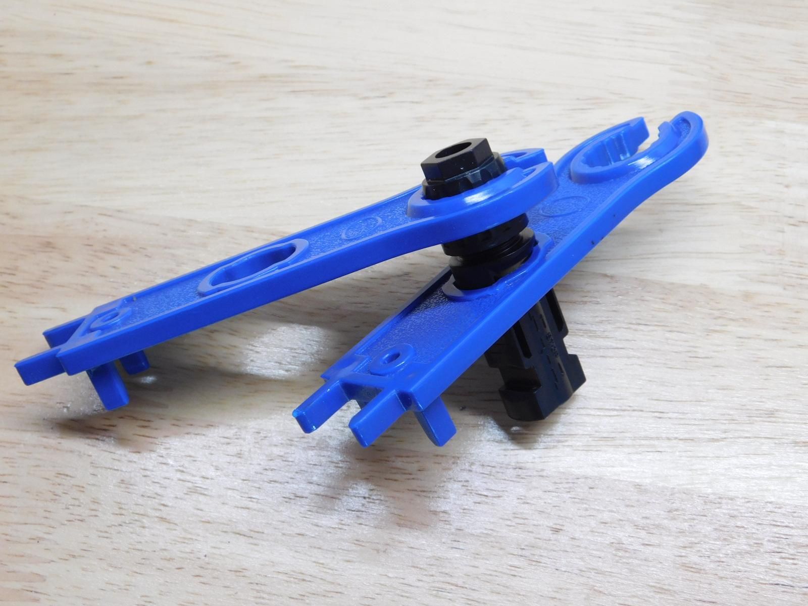 MC4 Connectors : 5 Steps - Instructables