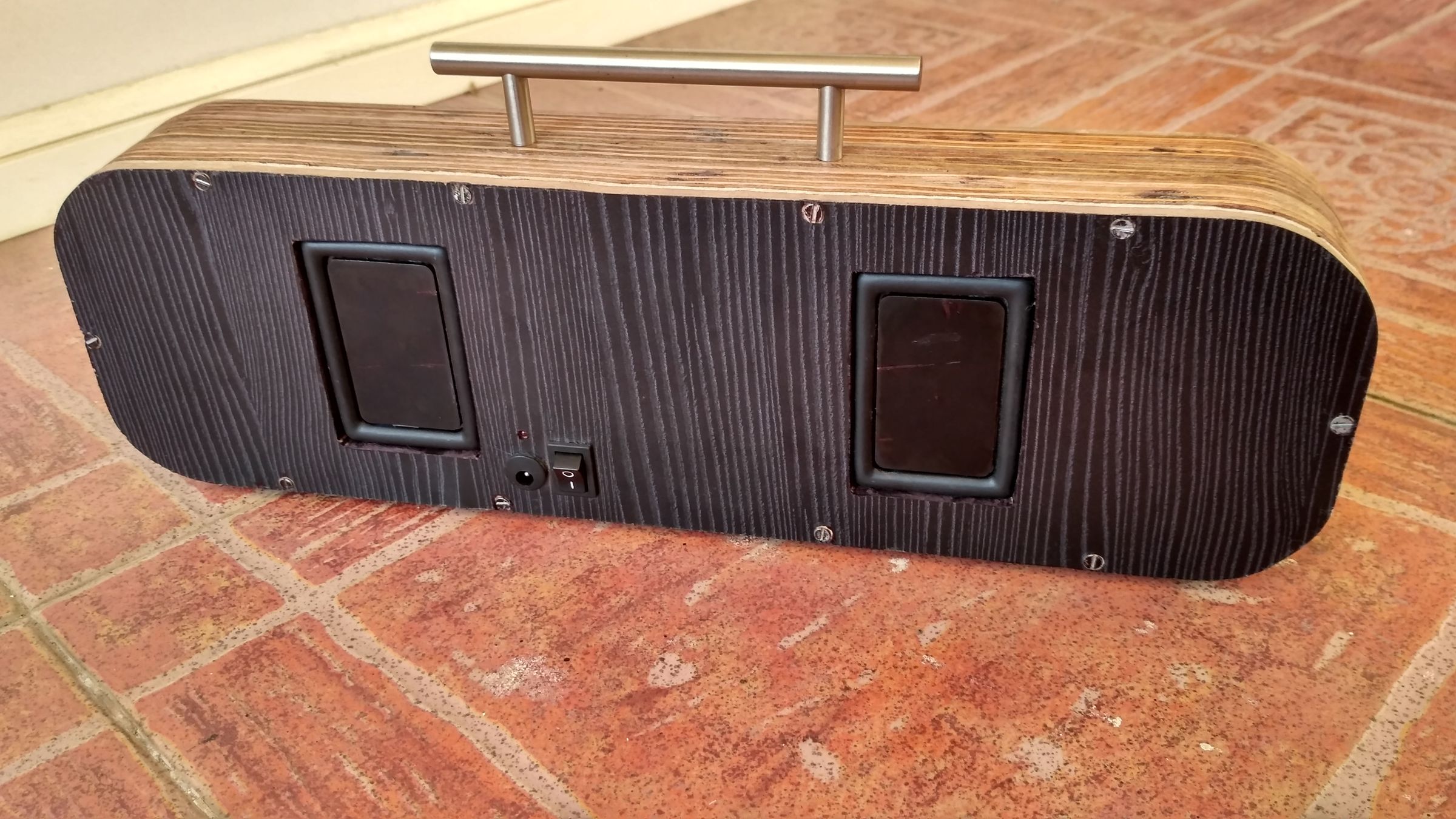 DIY HANDBUILT PORTABLE BOOMBOX : 20 Steps (with Pictures) - Instructables