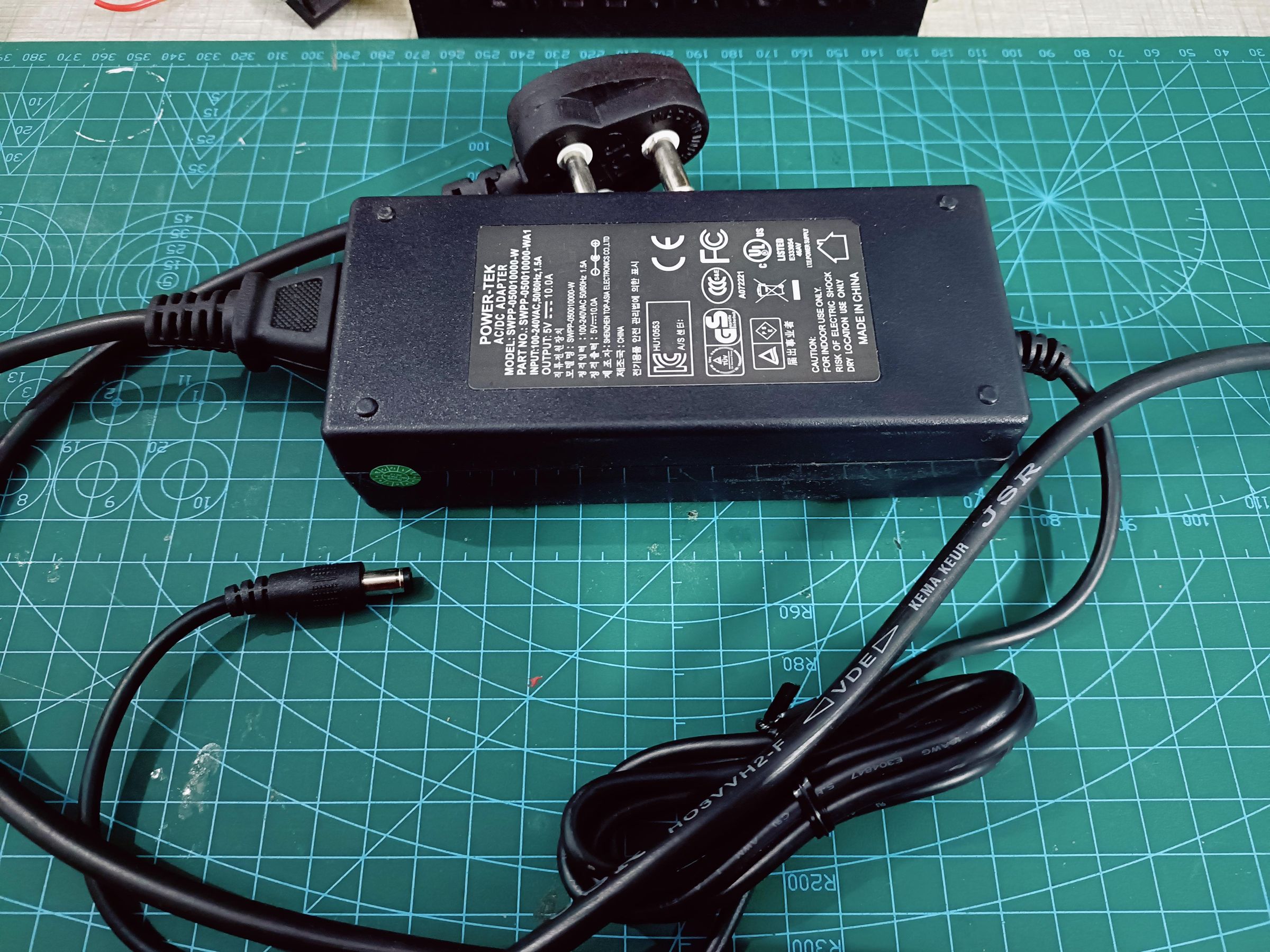 DIY RGB Shelf Lights Using ESP8266 & WLED : 4 Steps (with Pictures ...