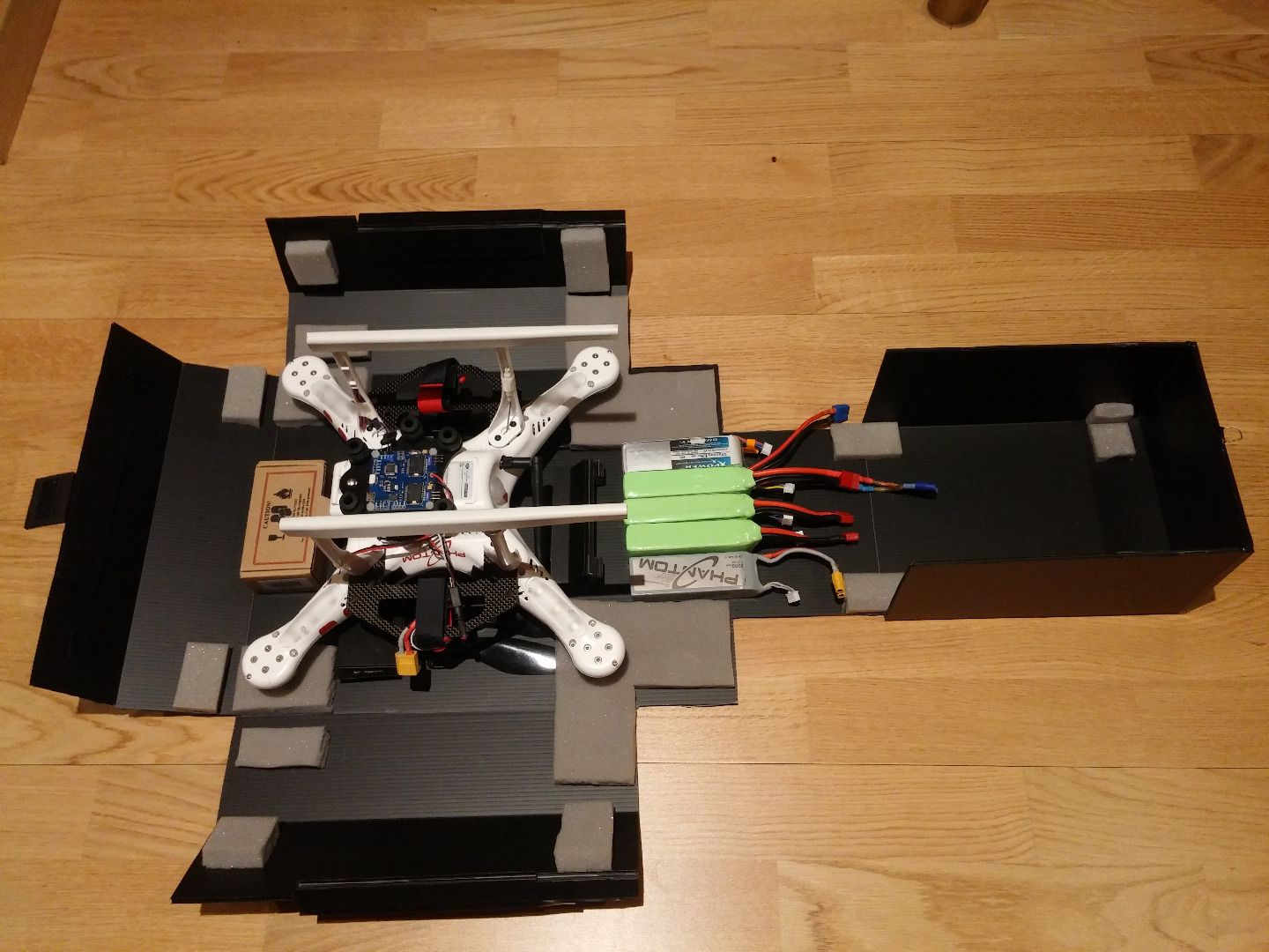DJI Phantom Case : 4 Steps - Instructables
