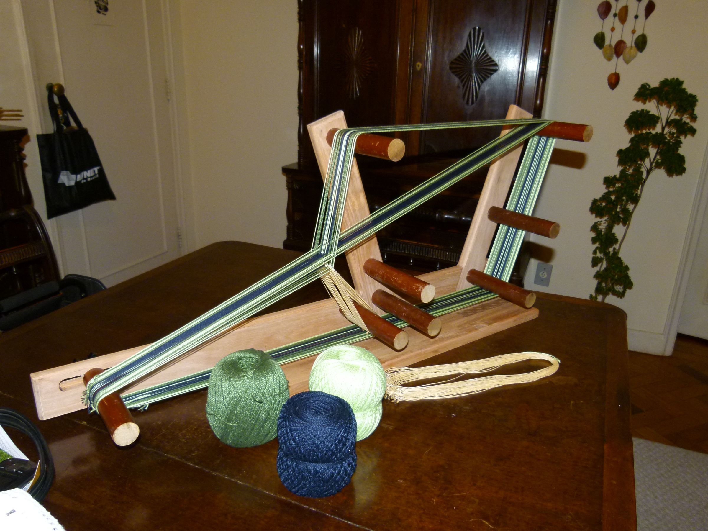 Discover and Build an Inkle Loom! : 10 Steps (with Pictures ...