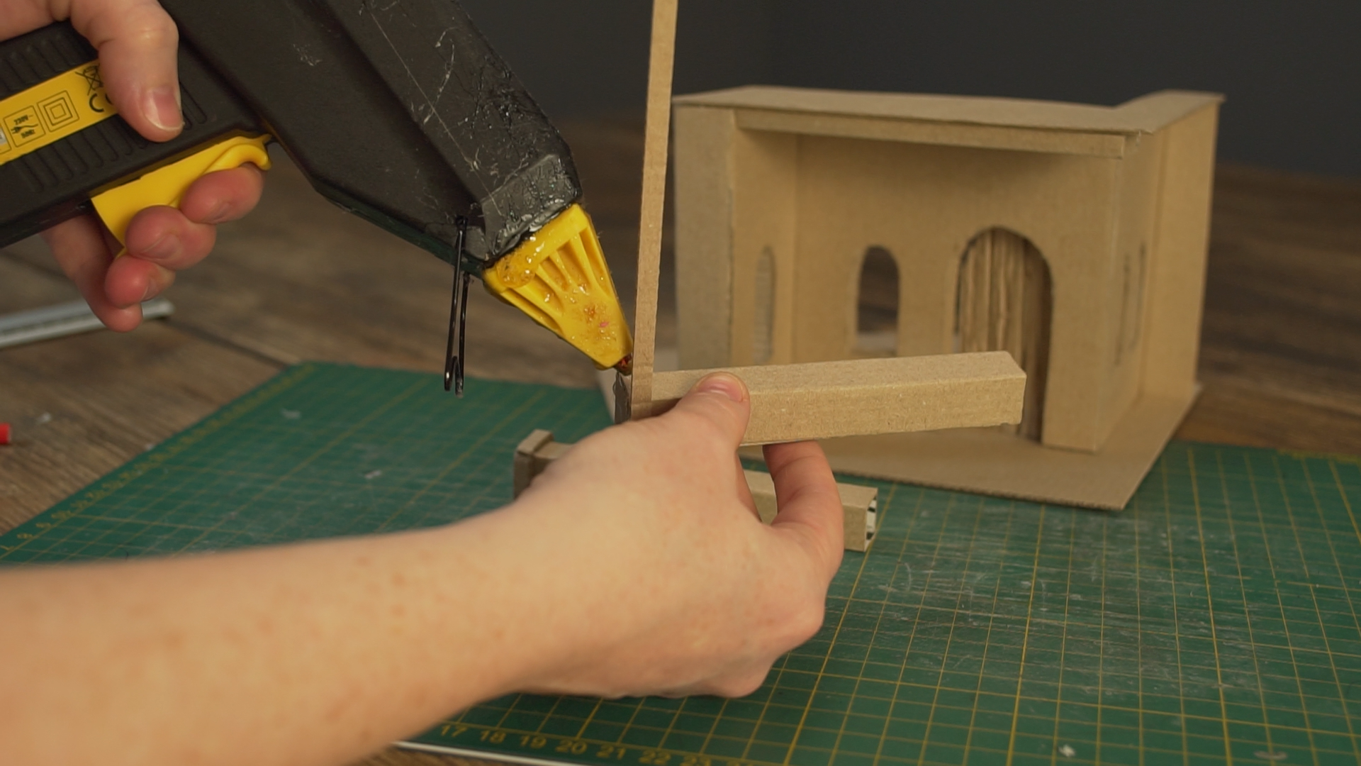 House in a Rock Using Cardboard : 6 Steps (with Pictures) - Instructables