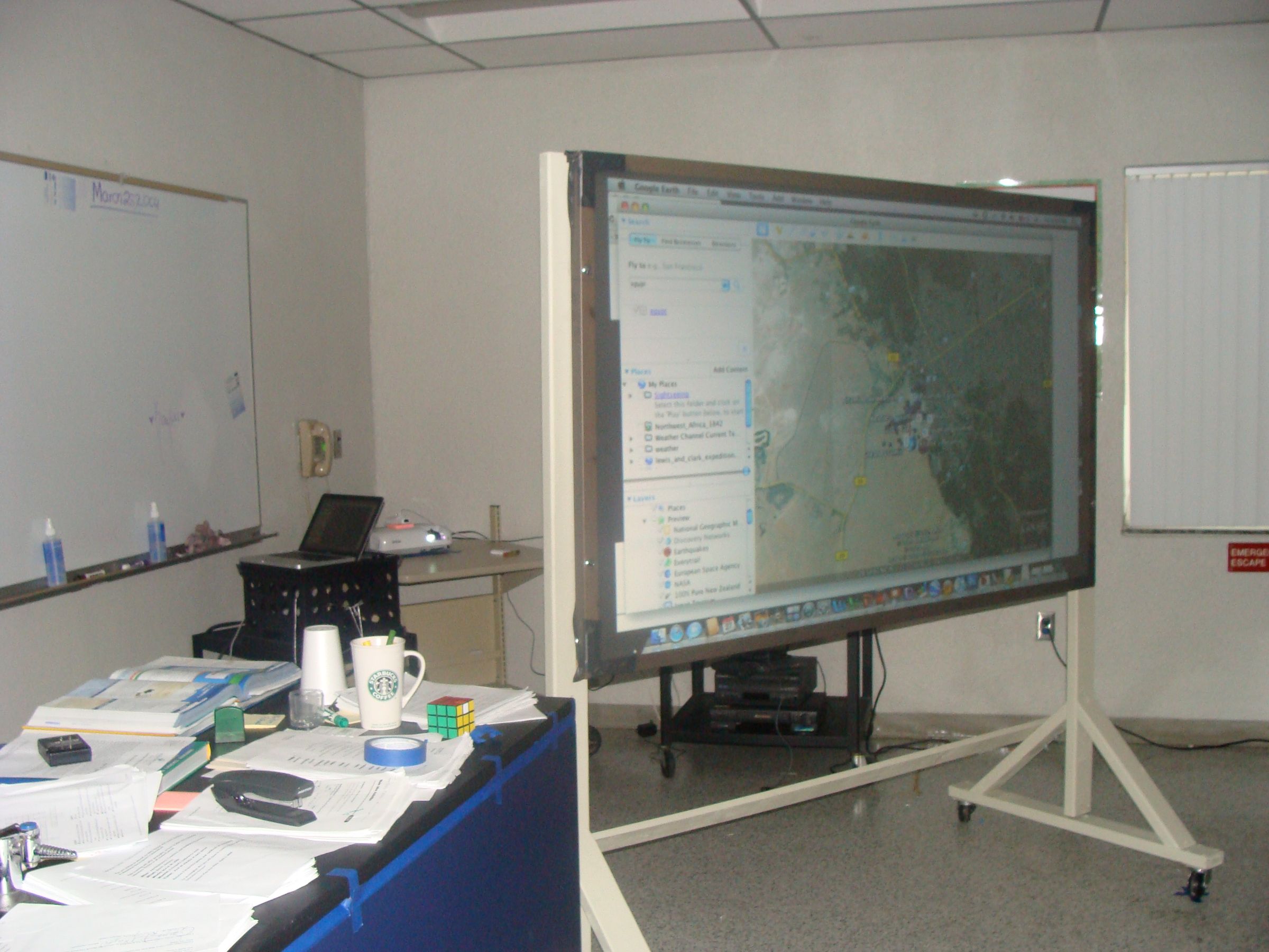 85 Inch Rear Projection Wiimote IWB (Interactive White Board) : 5 Steps ...