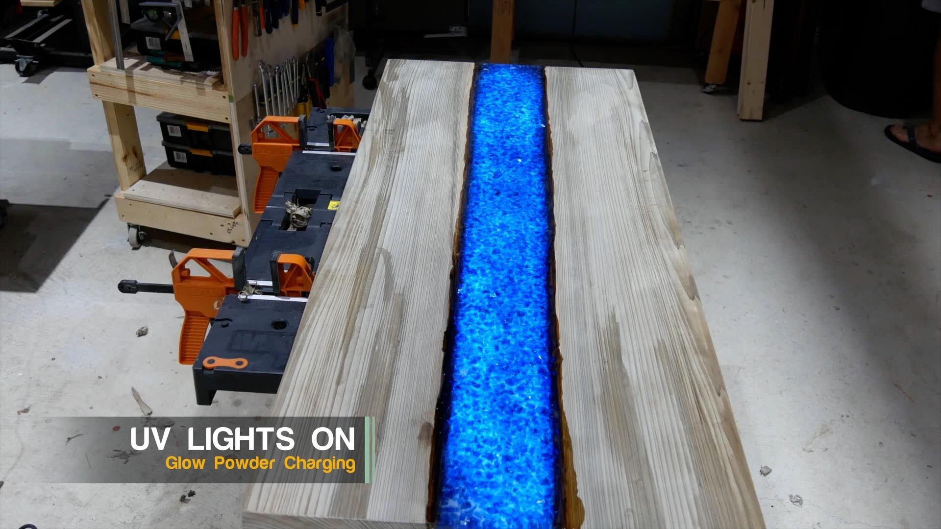 DIY Epoxy River Glow Table : 21 Steps (with Pictures) - Instructables