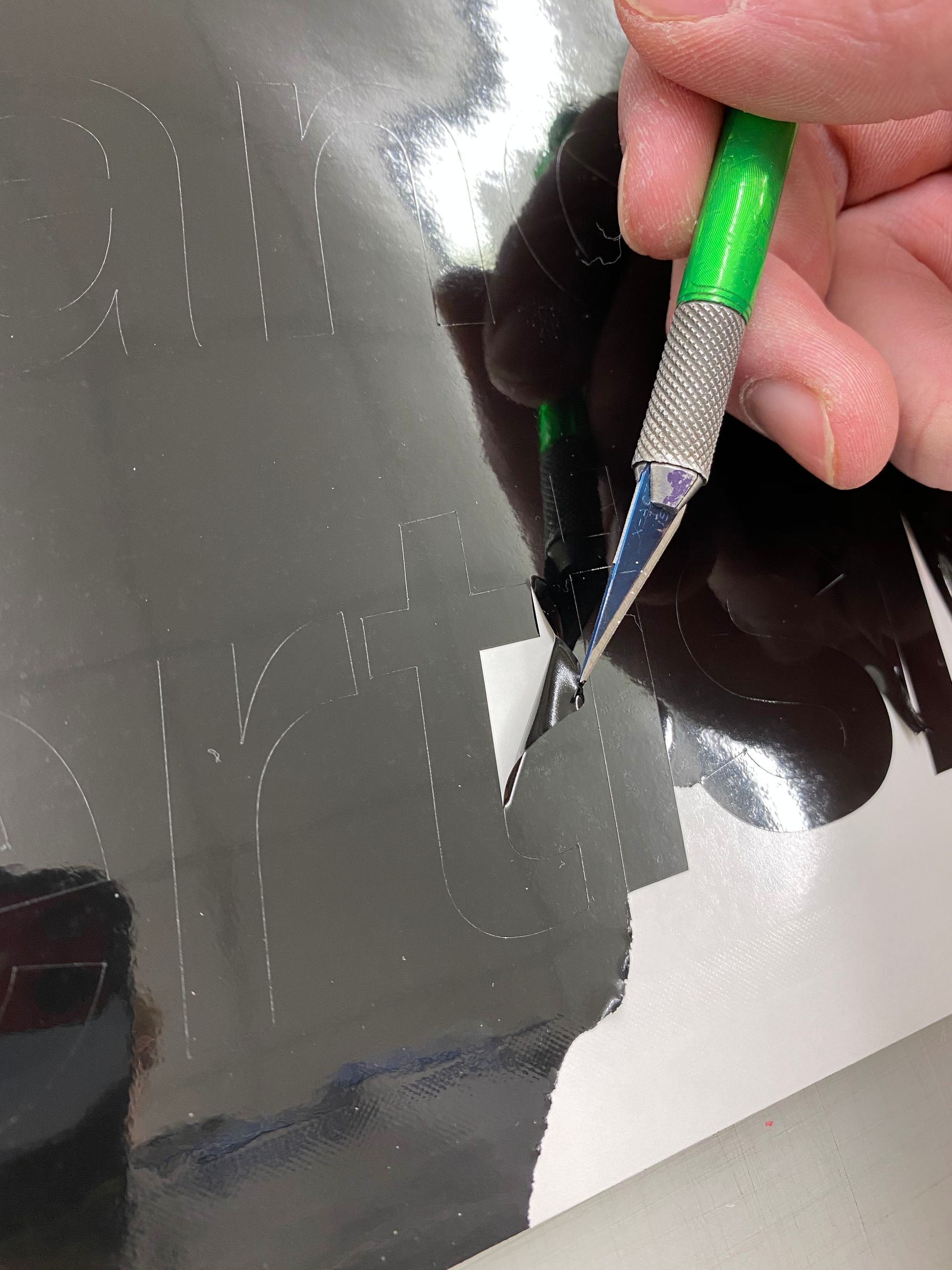 How to Weed Vinyl : 9 Steps - Instructables