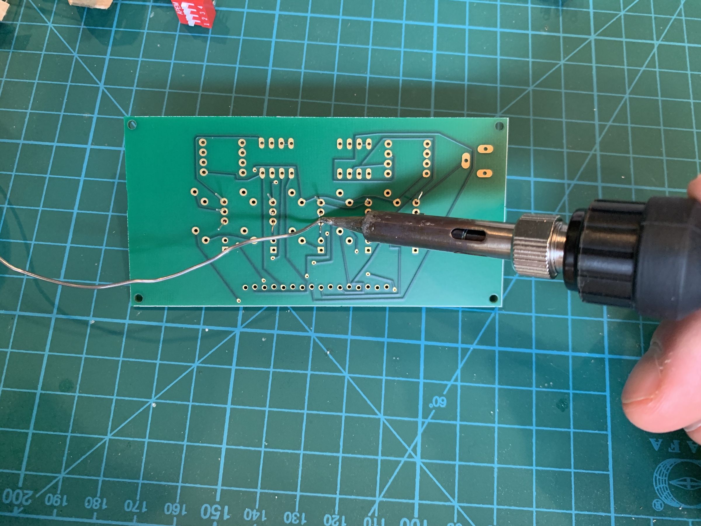 4-bit Binary Calculator : 11 Steps (with Pictures) - Instructables
