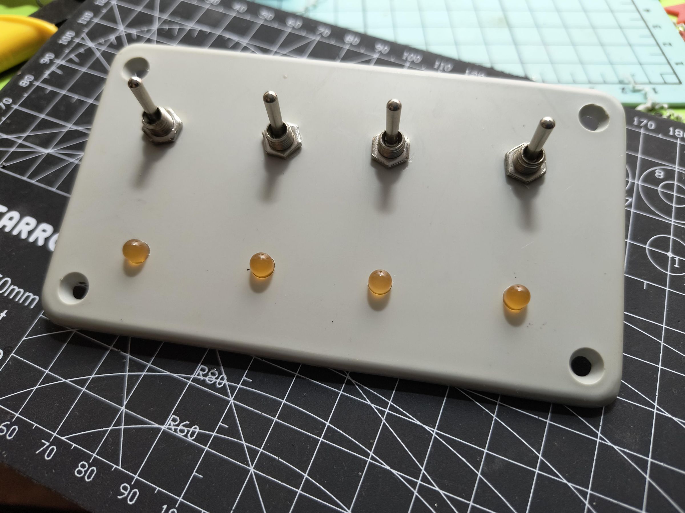 How to Make a Magic Switch Box! : 5 Steps (with Pictures) - Instructables