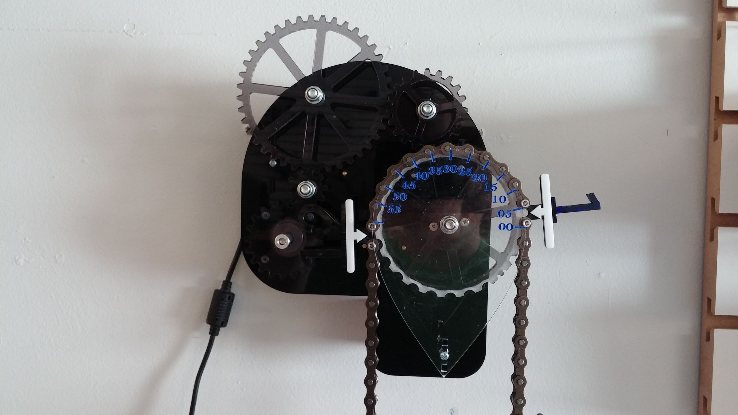 Single Chain Clock : 11 Steps (with Pictures) - Instructables