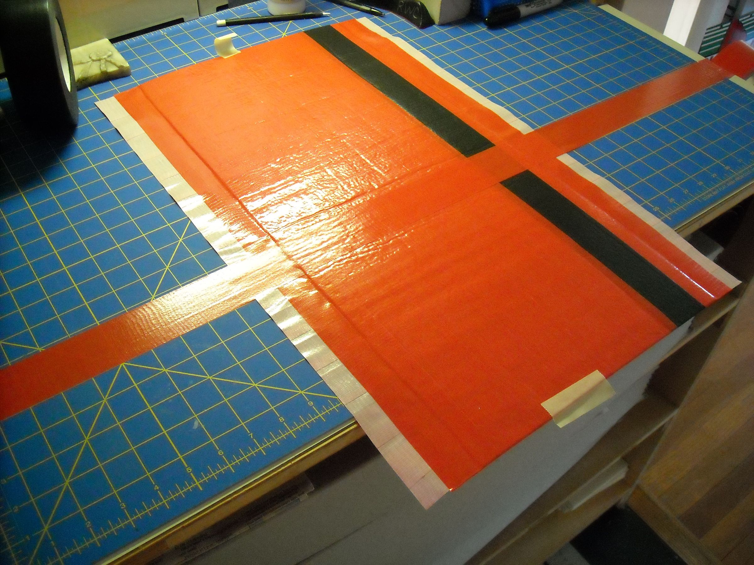 Cushioned Duct Tape Laptop Sleeve : 8 Steps (with Pictures) - Instructables