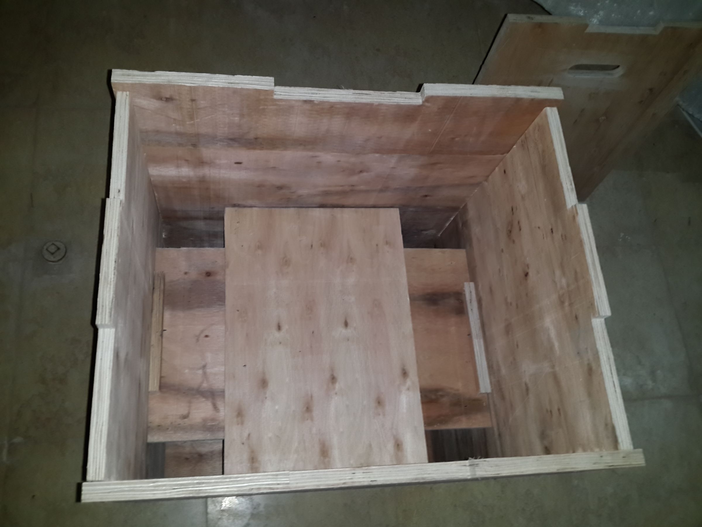 Three Sided Crossfit 3 in 1 Plyometric Jump Box - Instructables