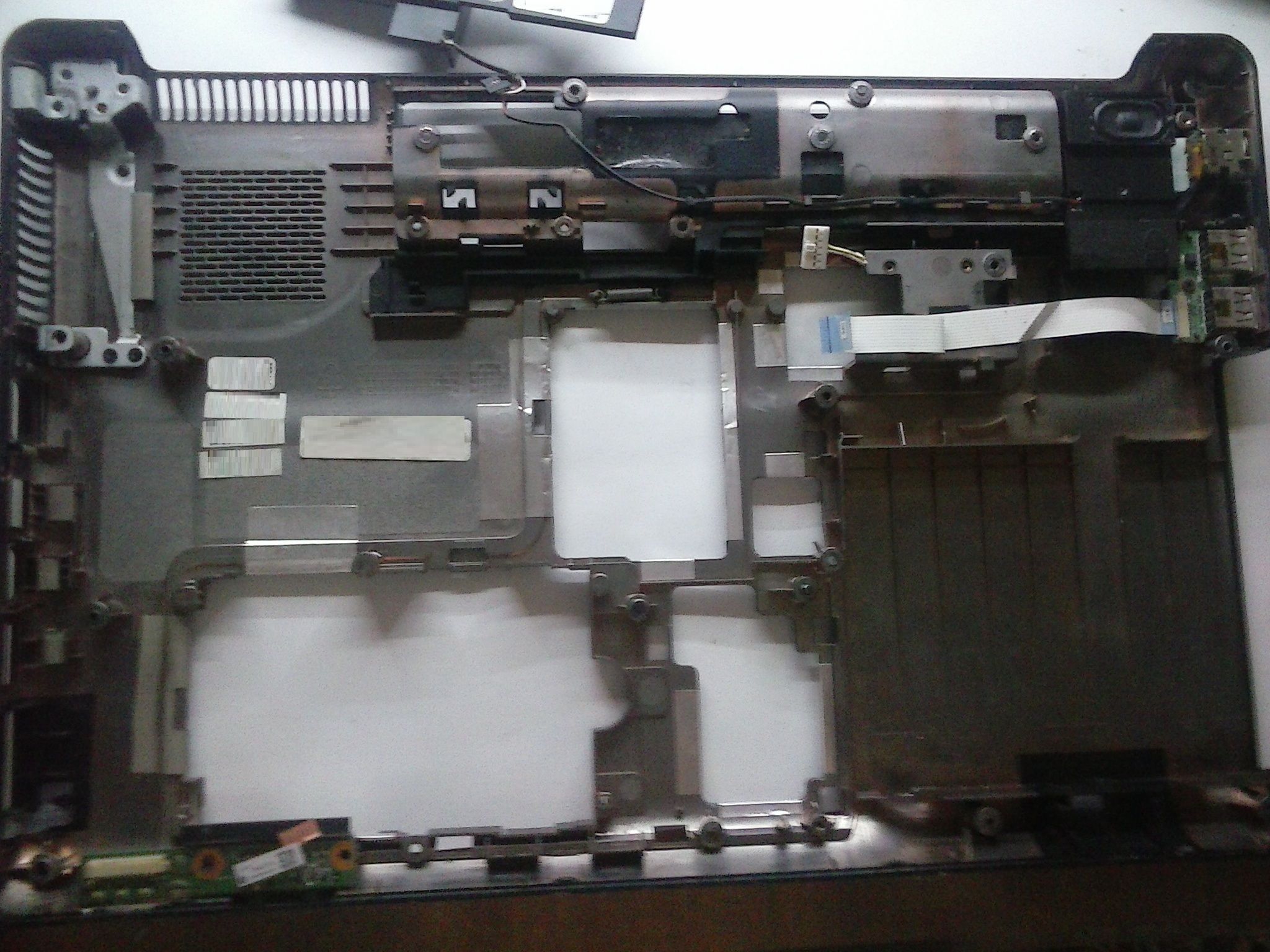 Full Disassembly and Cleaning of a Laptop Compaq CQ61 (in Details) : 7 ...