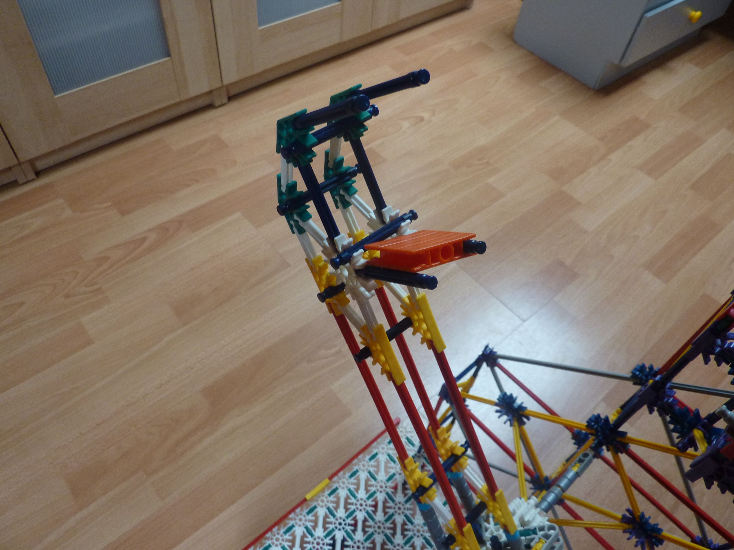 Floor Double Arm Lift, a Knex Ball Machine Lift : 8 Steps (with ...