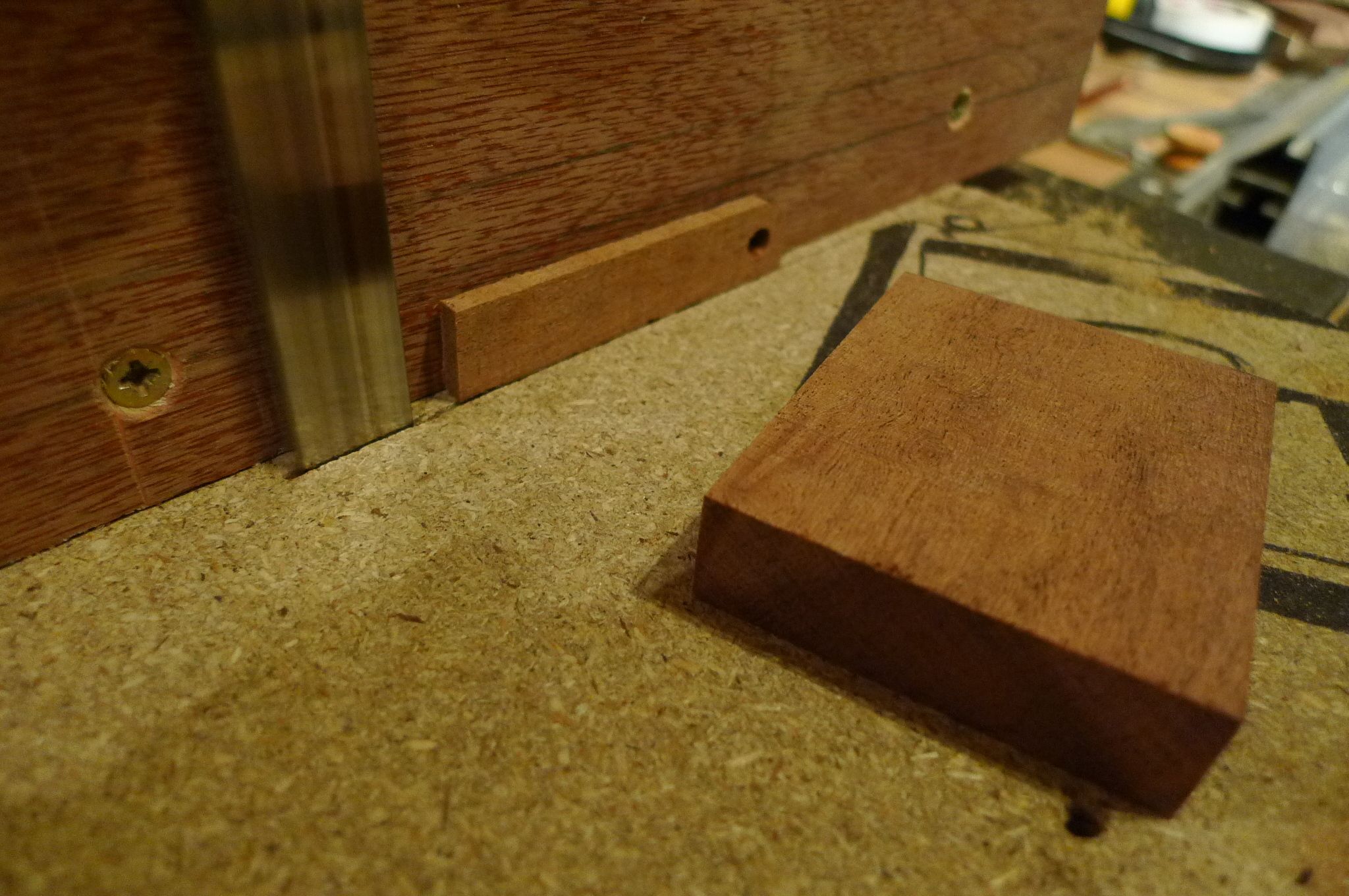 Scrap Wooden Hinged Box : 7 Steps (with Pictures) - Instructables