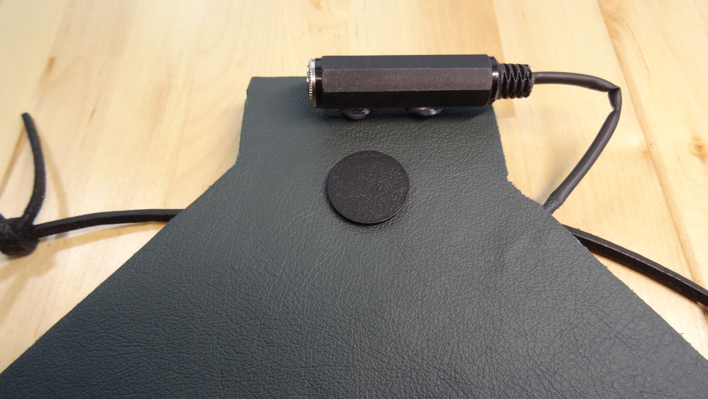 DIY Leather Pads - How to Make Sound With Leather and Piezoelectric ...