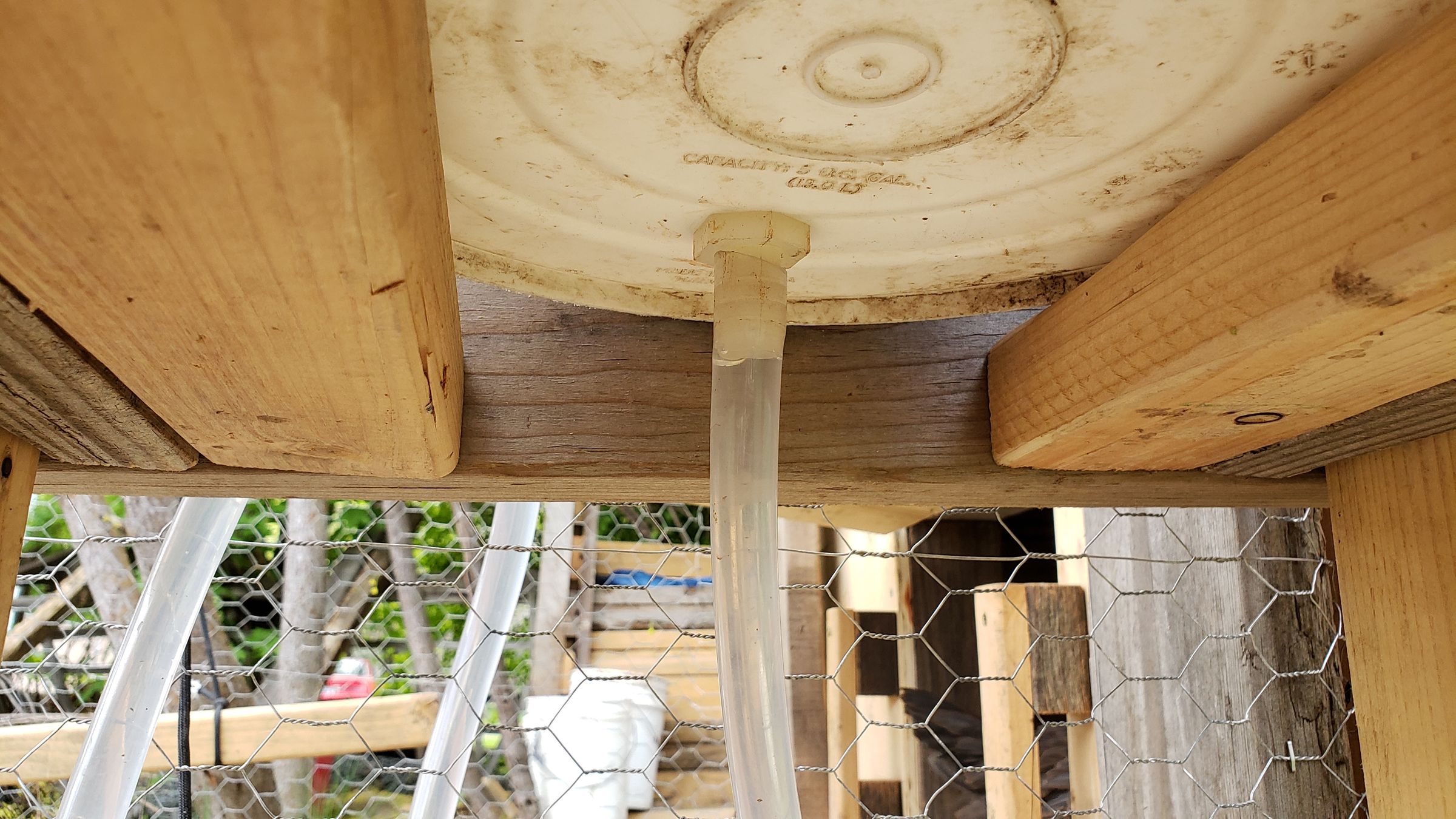 Chicken Water Tower : 3 Steps - Instructables