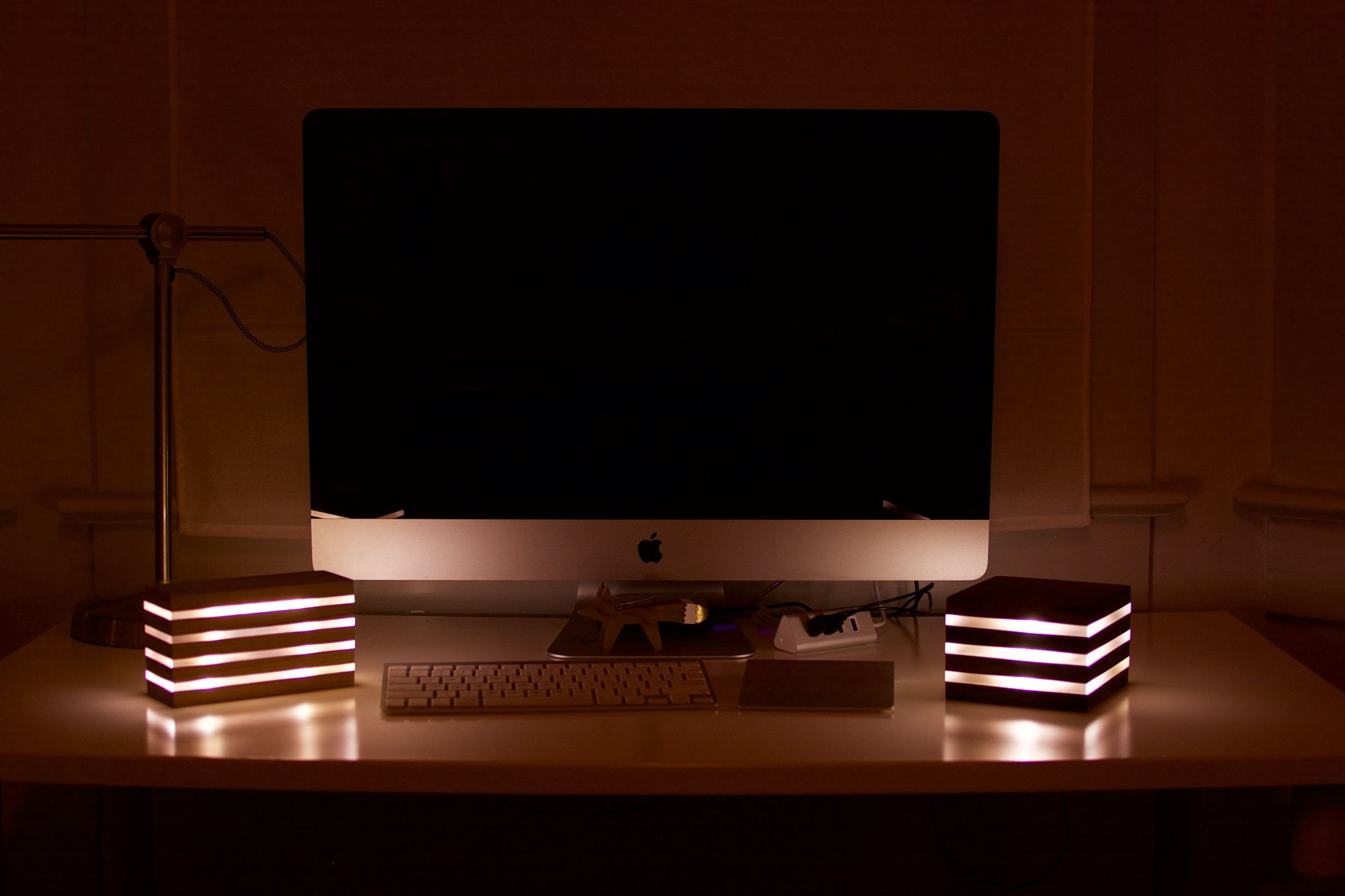 Modern LED Desk Lamp...Powered by 5V USB : 8 Steps (with Pictures ...