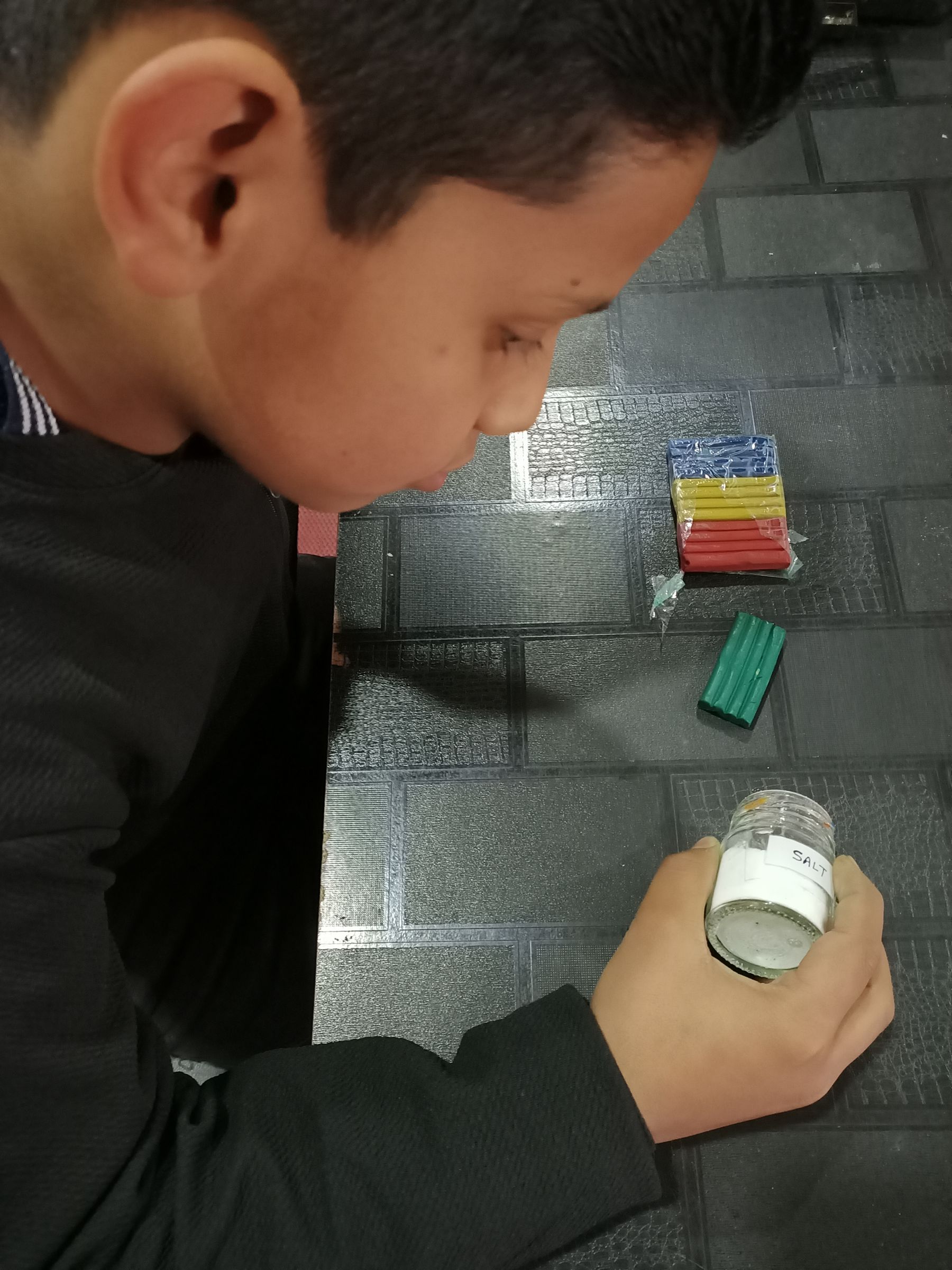 FUN WITH CIRCUITS USING MODELING CLAY : 5 Steps (with Pictures ...